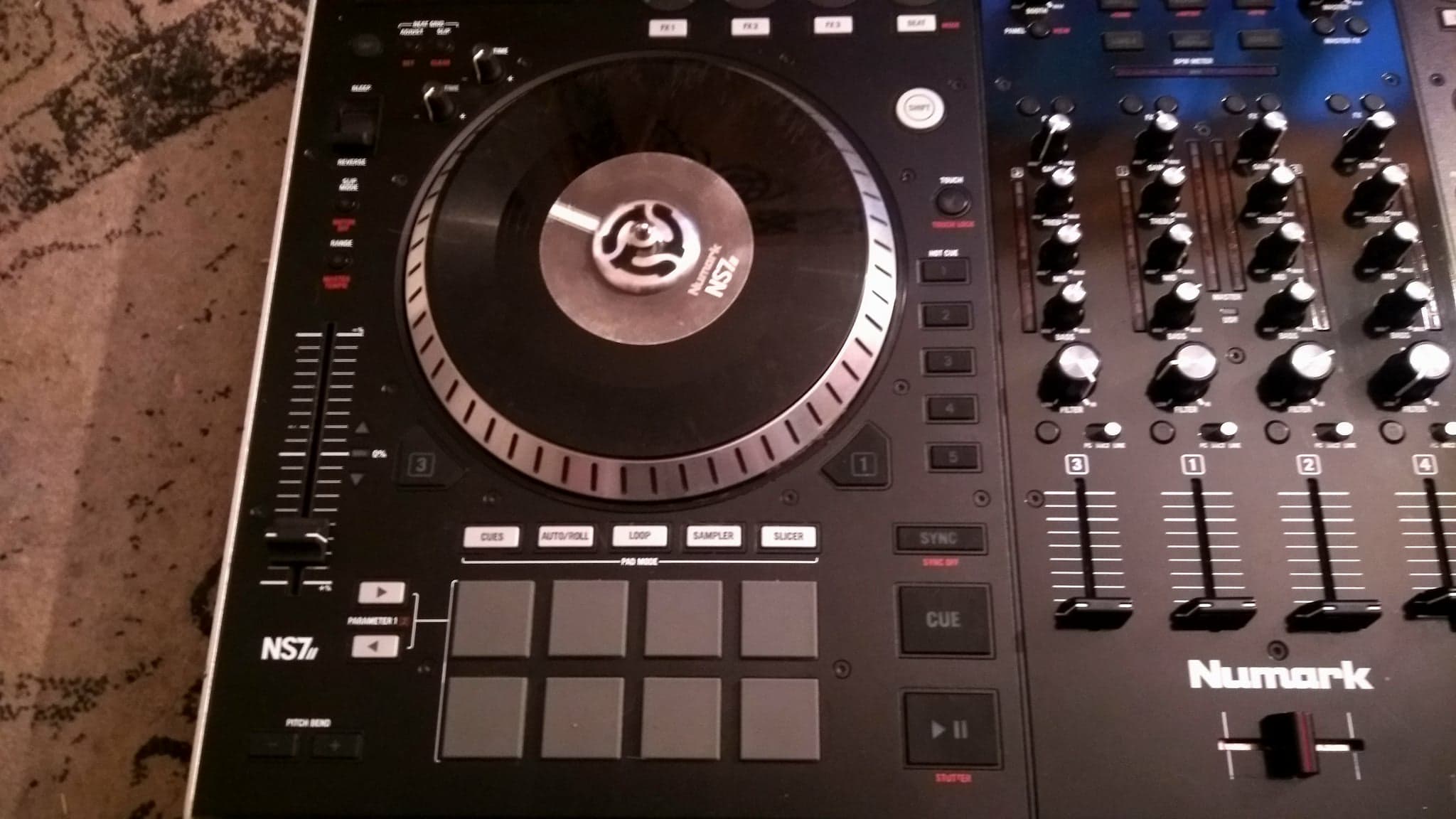 Controleur Dj NS7 II (Pays de la Loire) - Audiofanzine