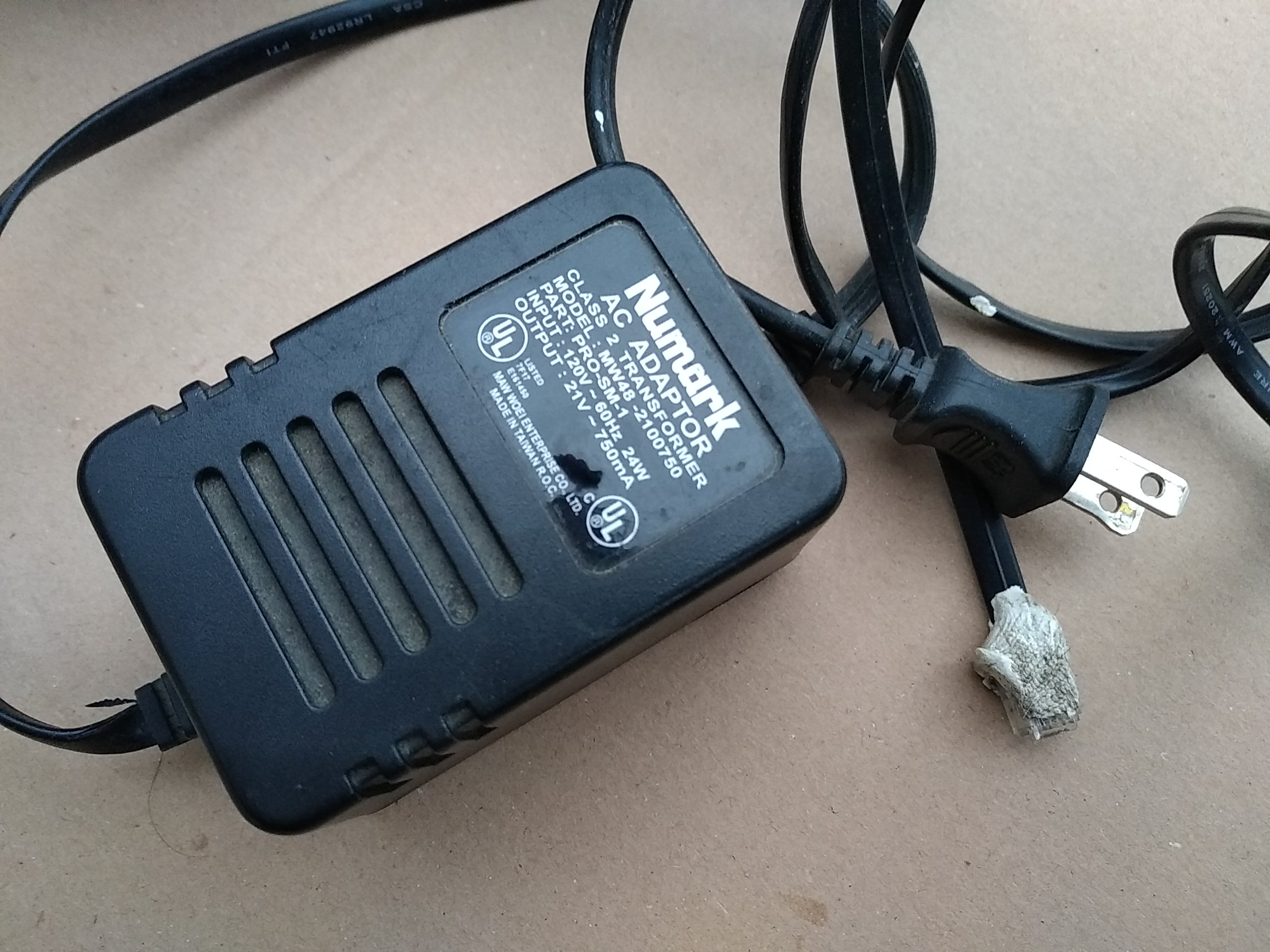 TT500 - Numark TT500 - Audiofanzine