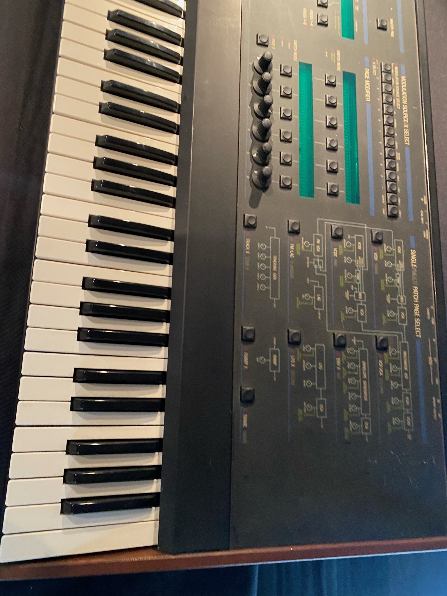 Matrix 12 - Oberheim Matrix 12 - Audiofanzine