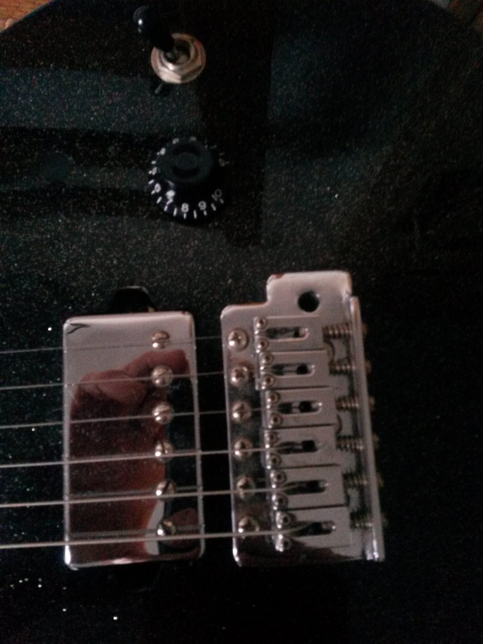 MM1 SOLID COLOR - Olp MM1 SOLID COLOR - Audiofanzine