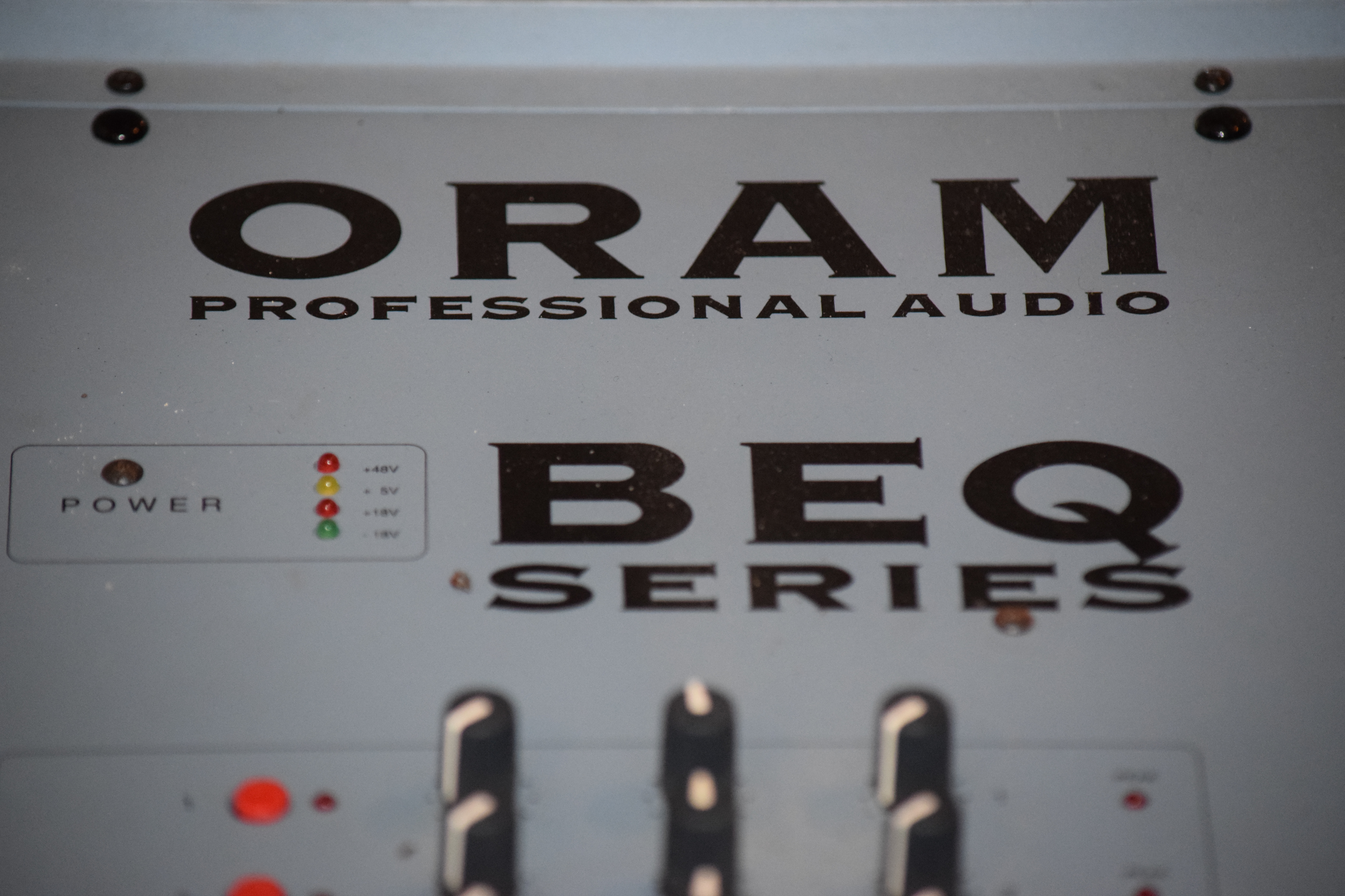 BEQ 24 - Oram Pro Audio BEQ 24 - Audiofanzine