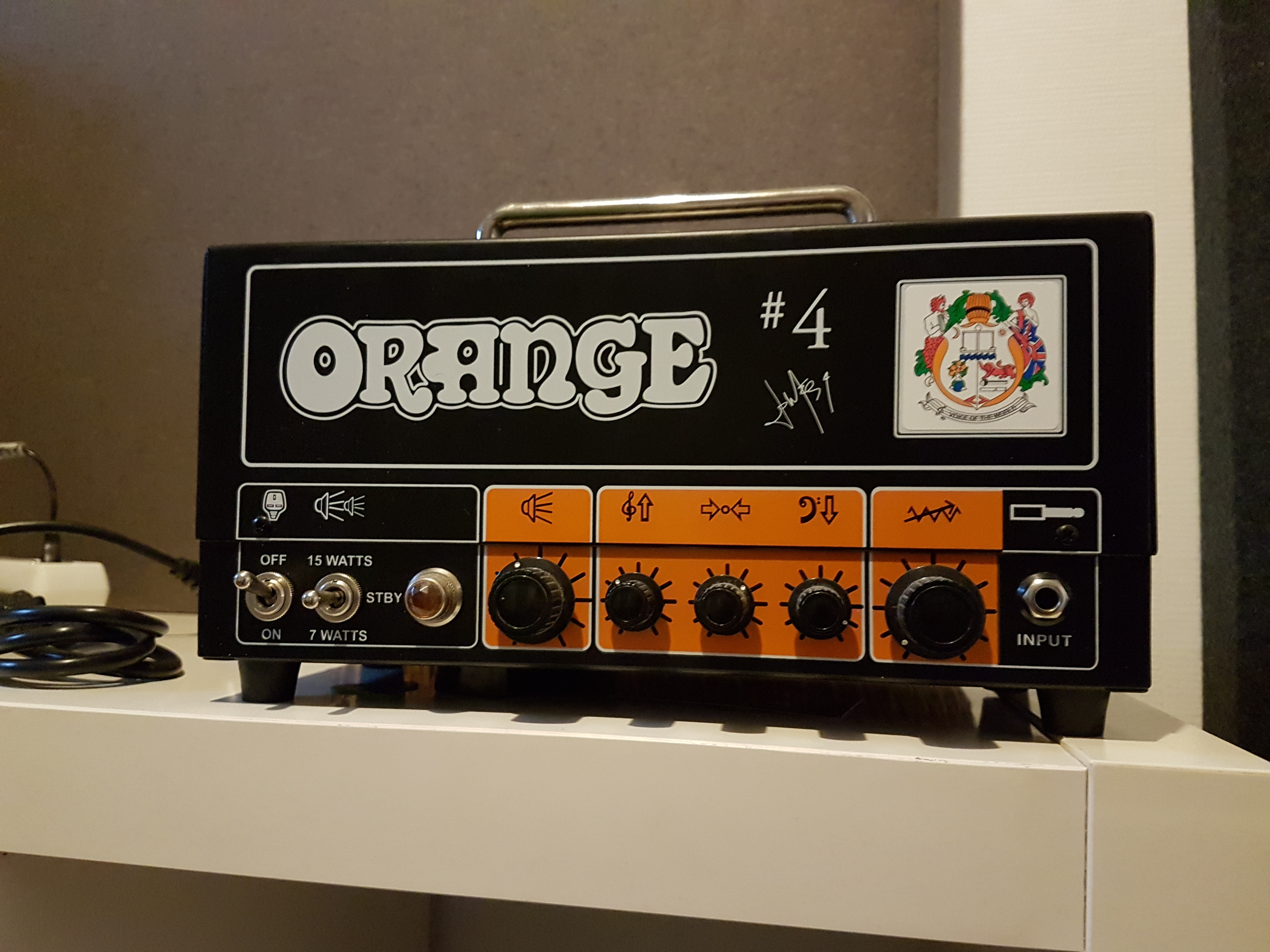 #4 JIM ROOT TERROR HEAD - Orange #4 Jim Root Terror Head - Audiofanzine