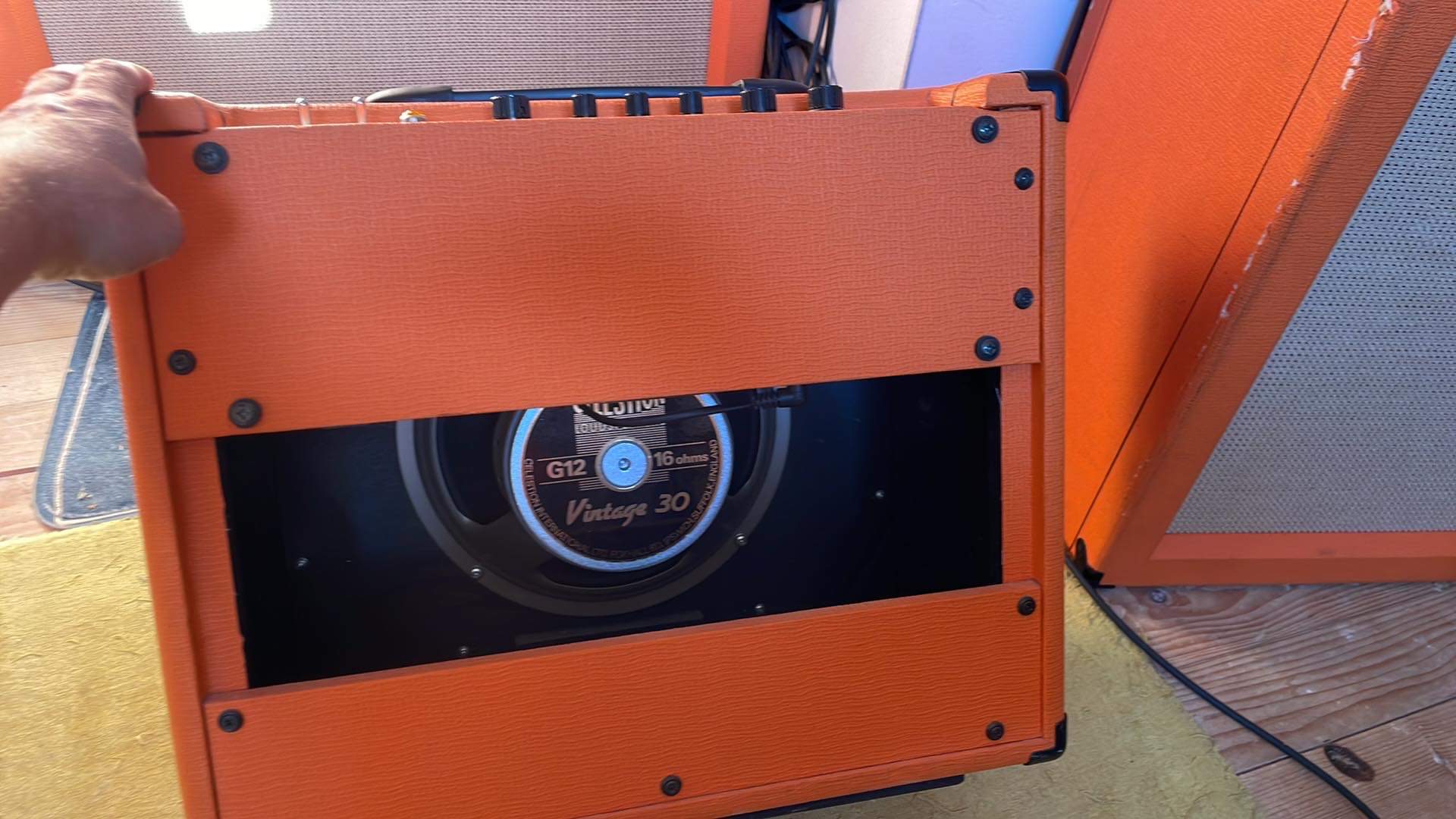 Rocker 30 - Orange Rocker 30 - Audiofanzine