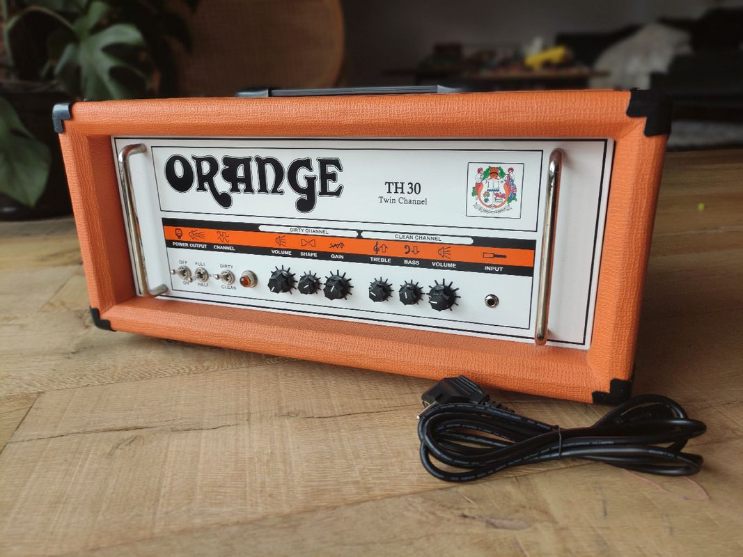 TH30 Head - Orange TH30 Head - Audiofanzine