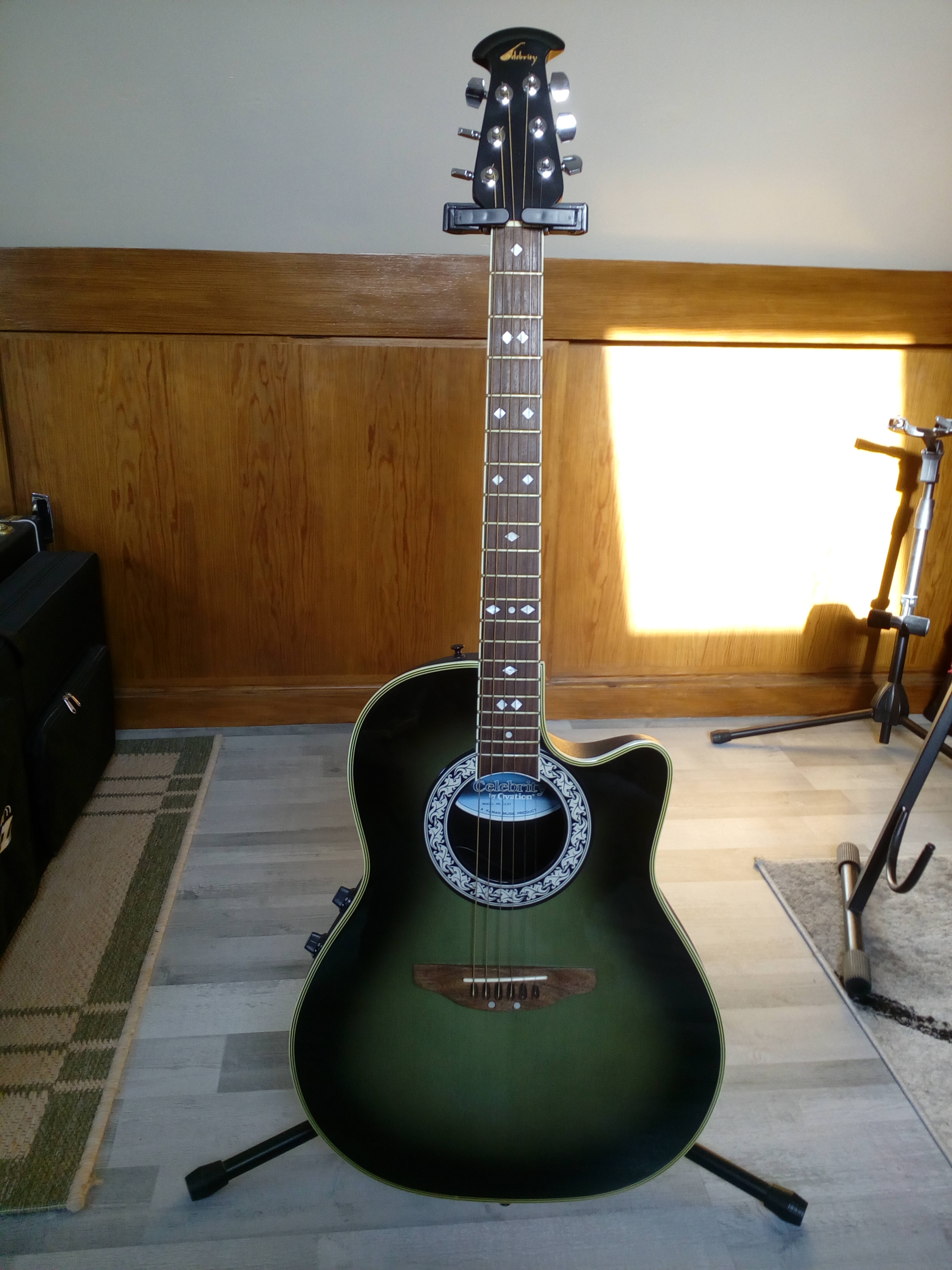 CC57 - Ovation CC57 - Audiofanzine