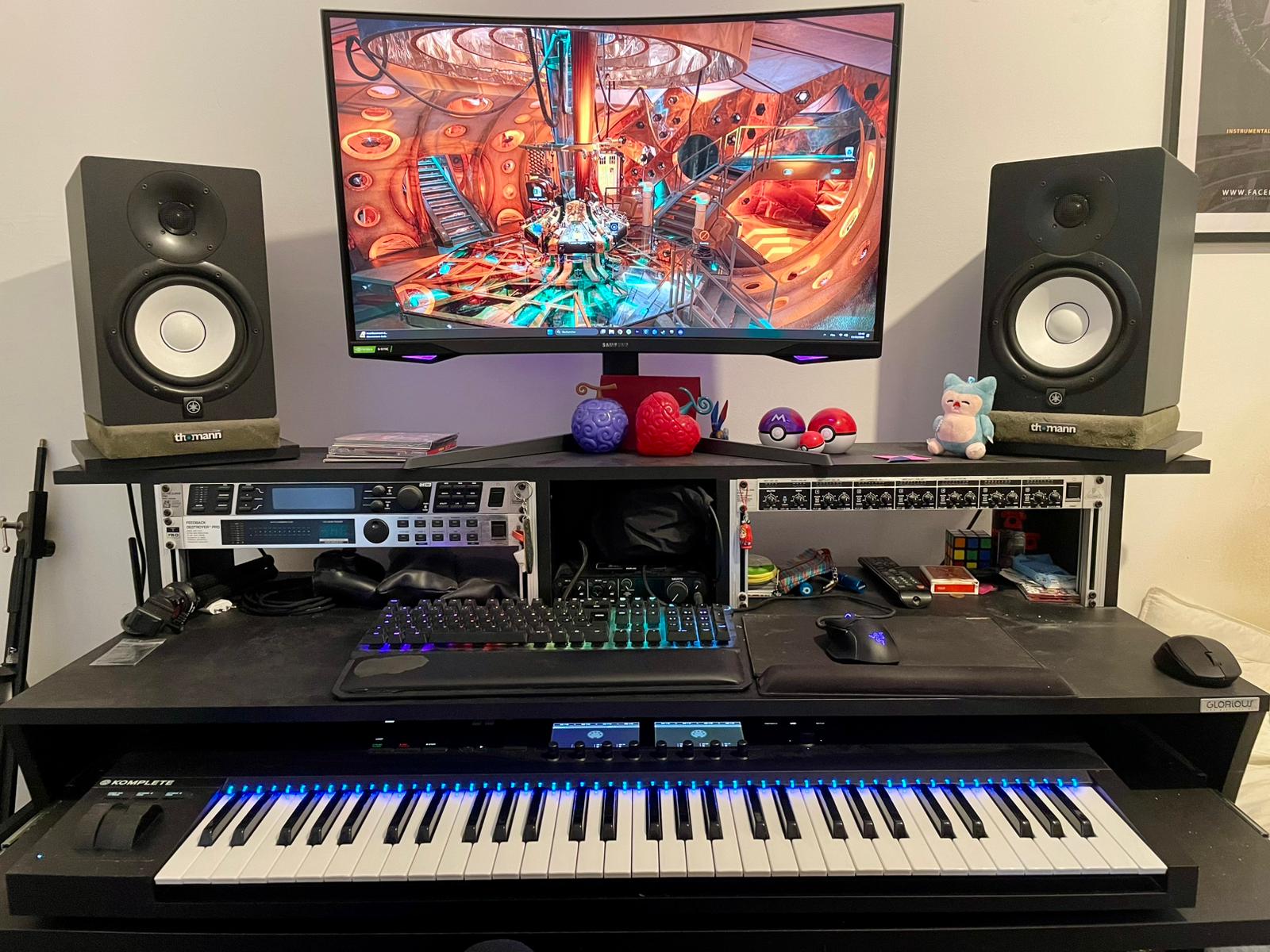 set up Home Studio + matériel de Basse occasion (Provence-Alpes-Côte d'Azur) - Audiofanzine