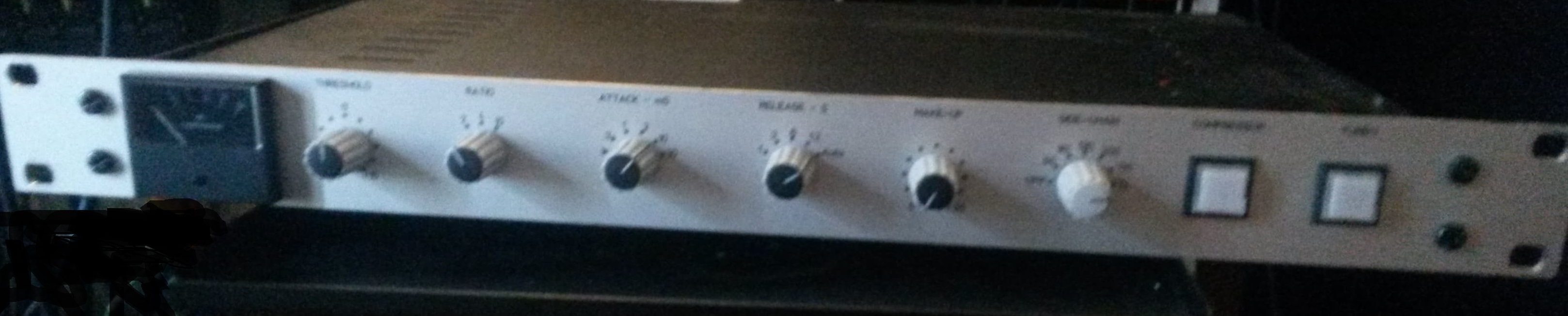 GSSL 4000 - PCB Grinder GSSL 4000 - Audiofanzine