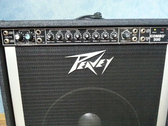 Peavey Combo 300 Image 1119103 Audiofanzine