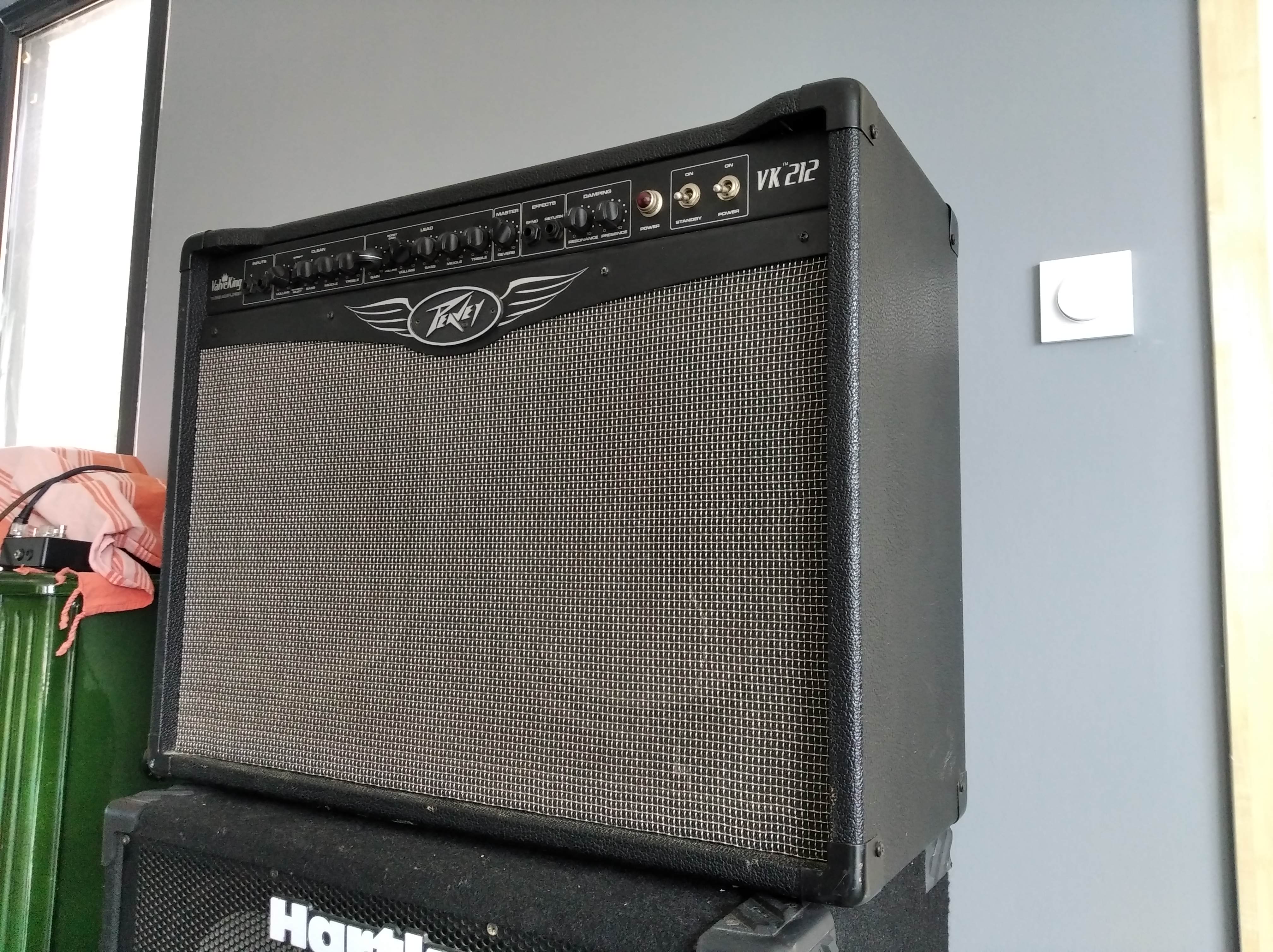 ValveKing 212 - Peavey ValveKing 212 - Audiofanzine