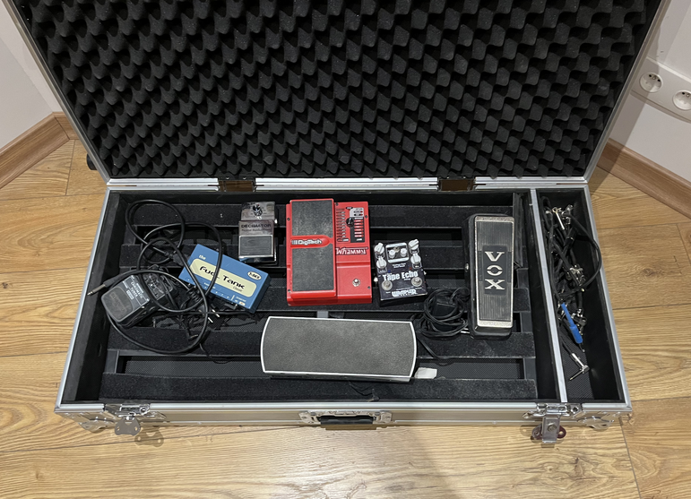 Pedaltrain Pro w/ Hard Case Pedaltrain - Audiofanzine