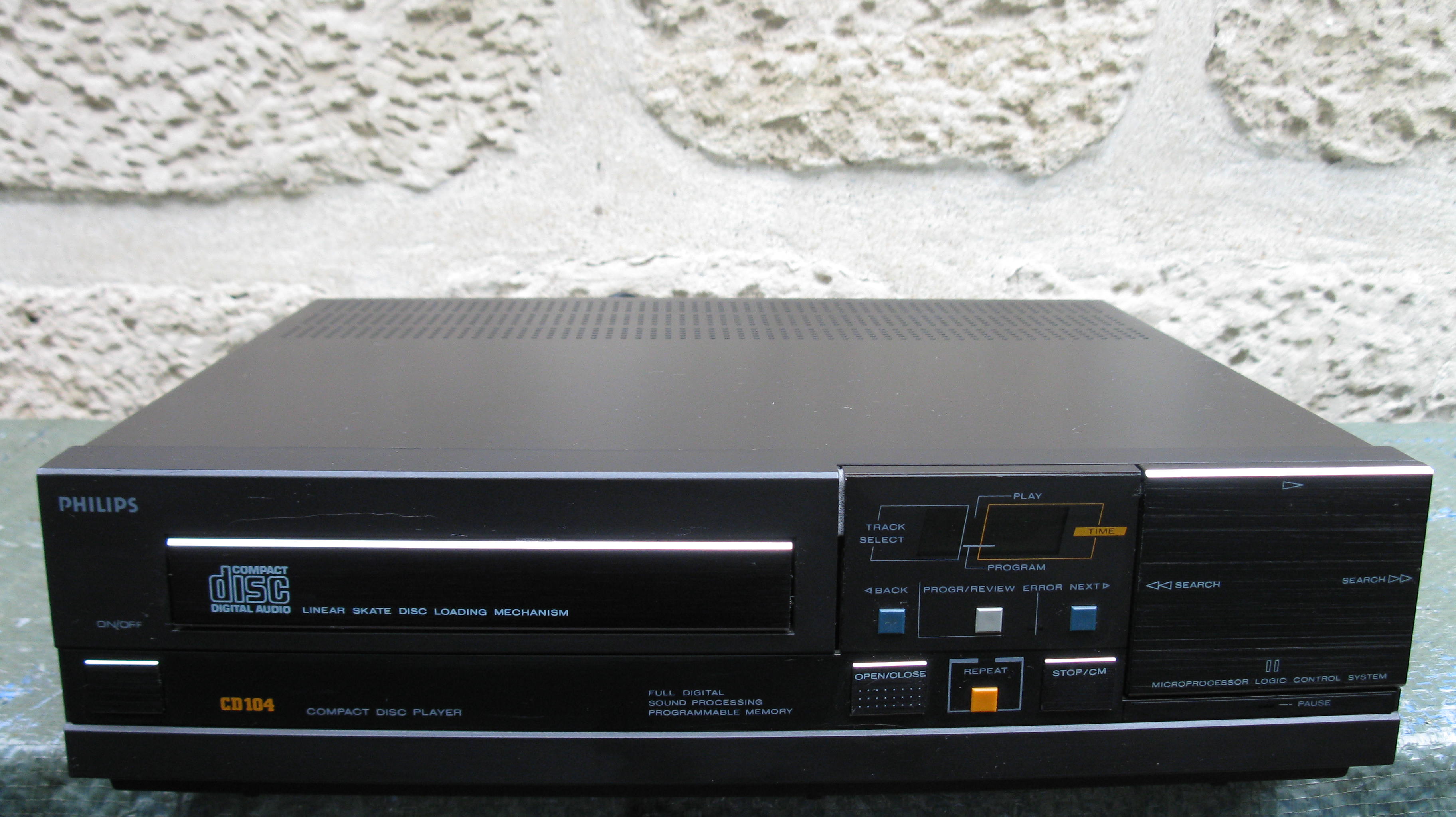 Philips CD104 image (#1011830) - Audiofanzine