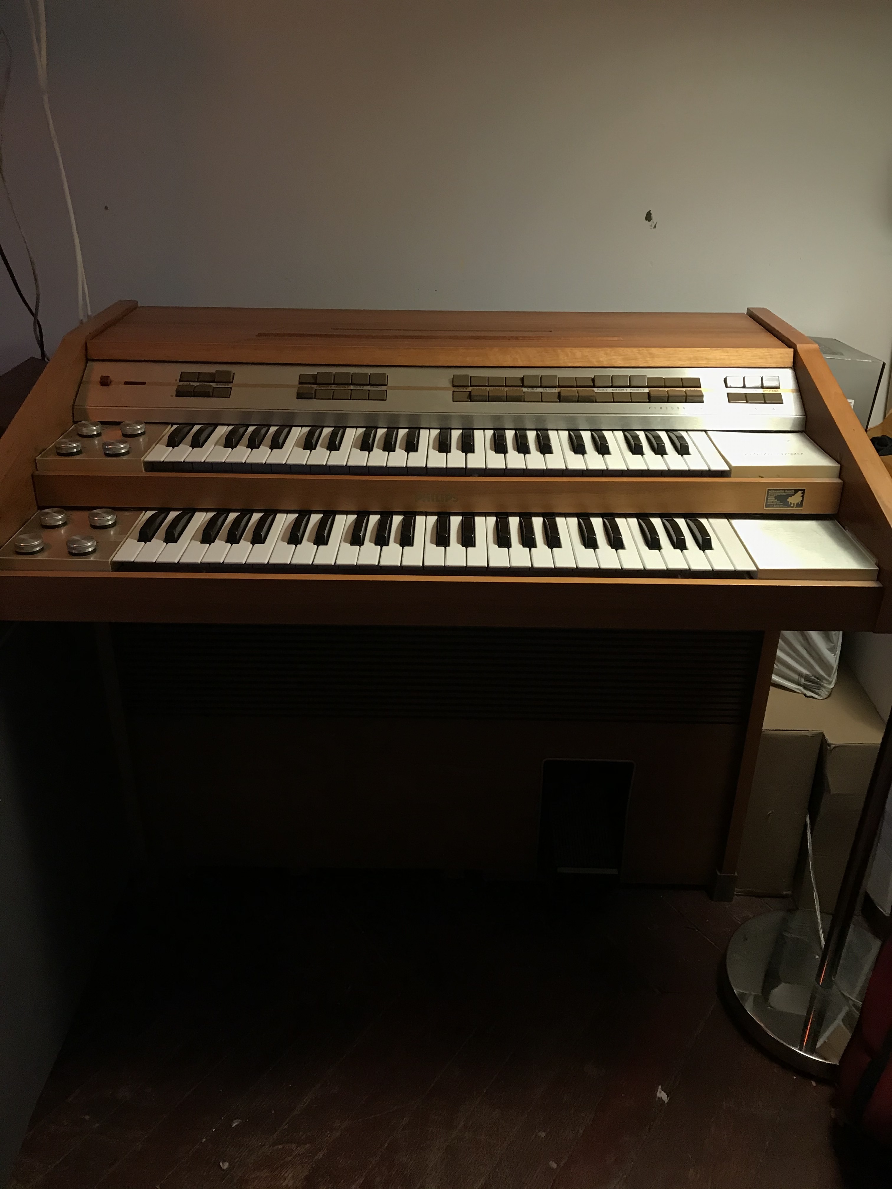 philicorda 760 - Philips philicorda 760 - Audiofanzine