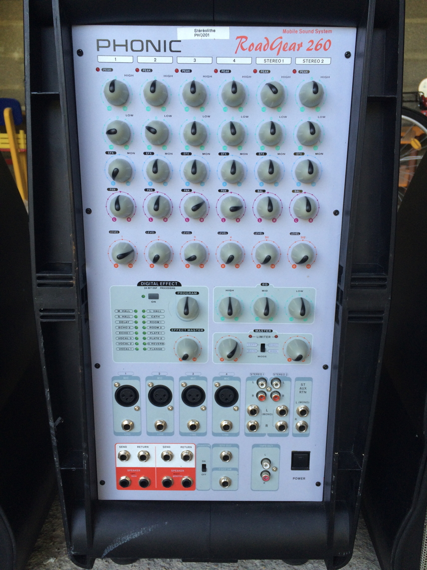 ROADGEAR 260 - Phonic RoadGear 260 - Audiofanzine