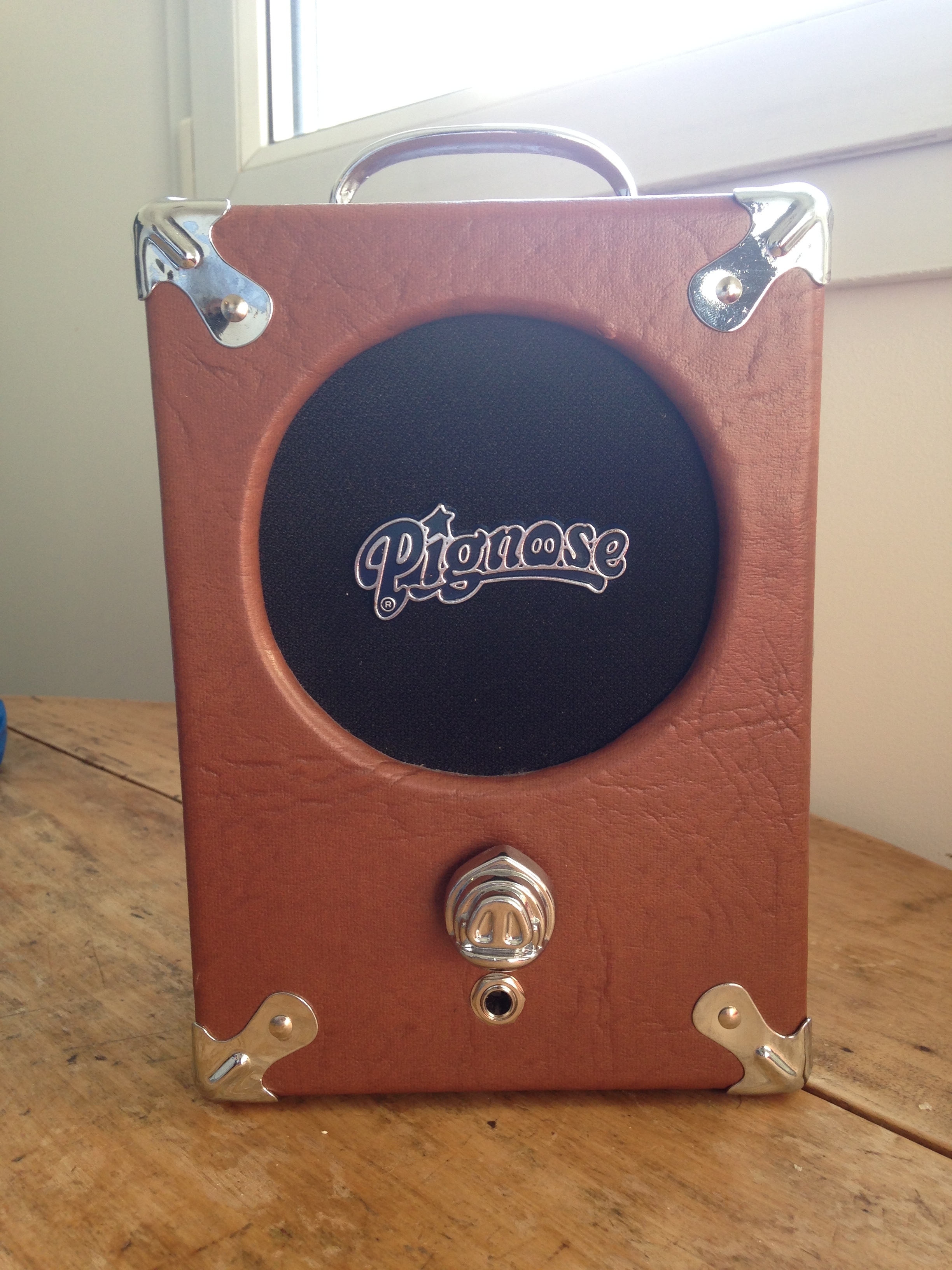 7-100 - LEGENDARY - Pignose 7-100 - Legendary - Audiofanzine