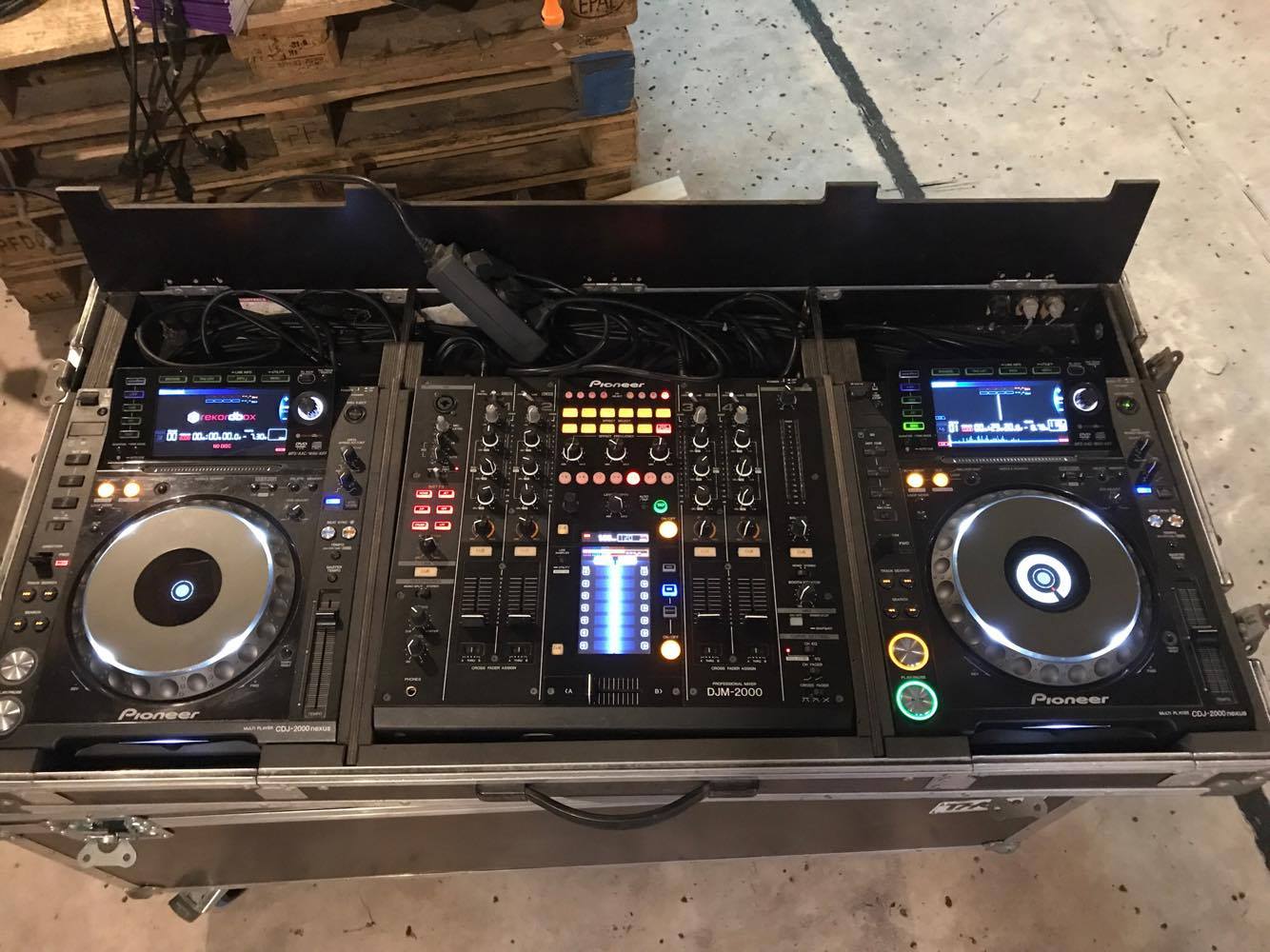 CDJ-2000 NEXUS - Pioneer CDJ-2000 Nexus - Audiofanzine