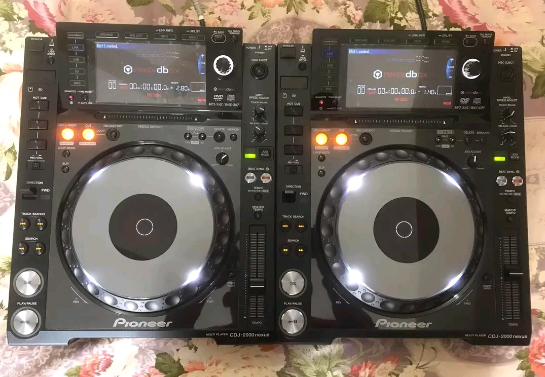 CDJ-2000 Nexus - Pioneer CDJ-2000 Nexus - Audiofanzine