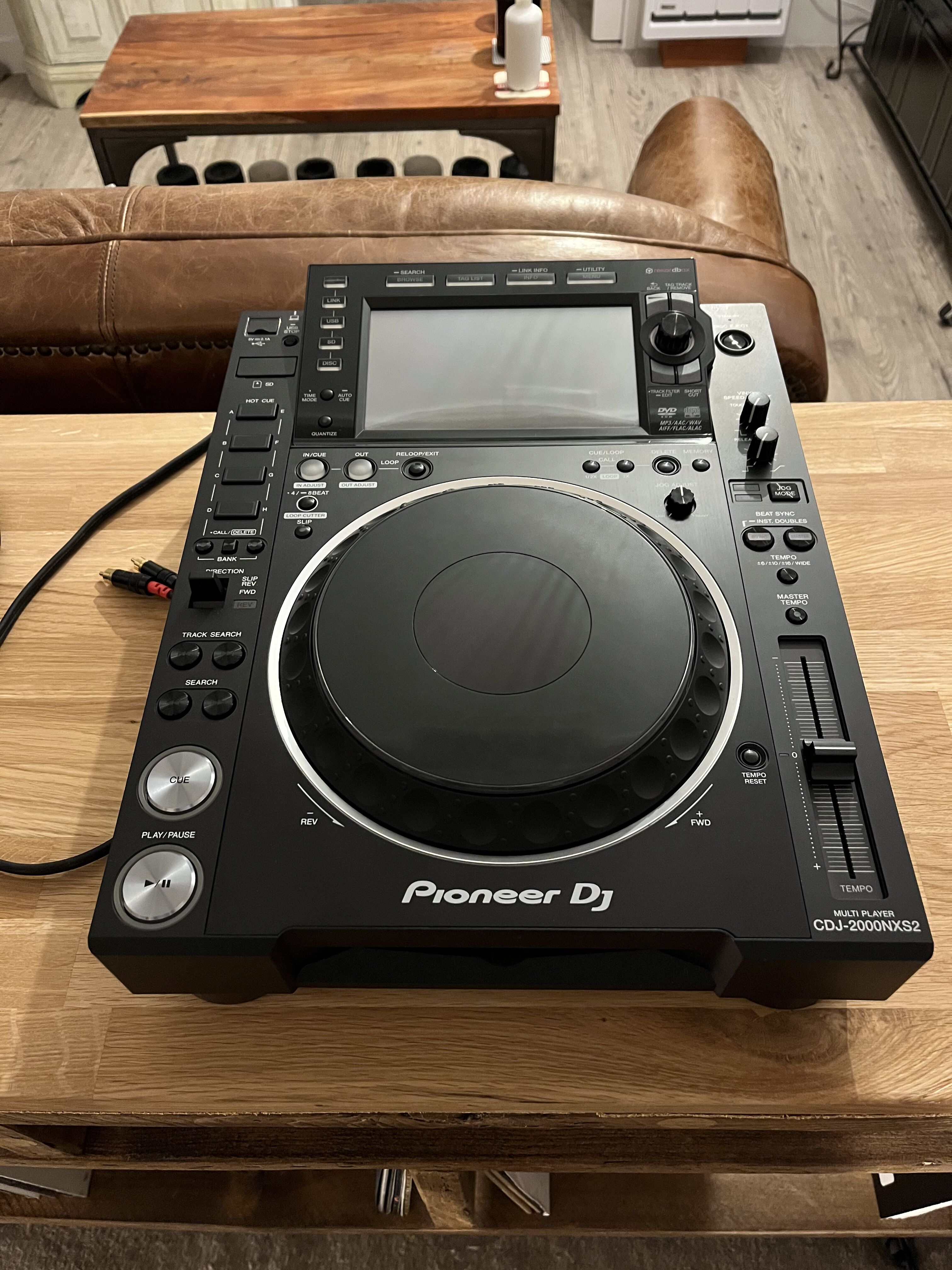 CDJ-2000NXS2 - Pioneer CDJ-2000NXS2 - Audiofanzine