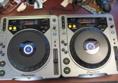 Pioneer Cdj 800 CDJ 800 MK2 Pioneer CDJ 800 MK2 Audiofanzine