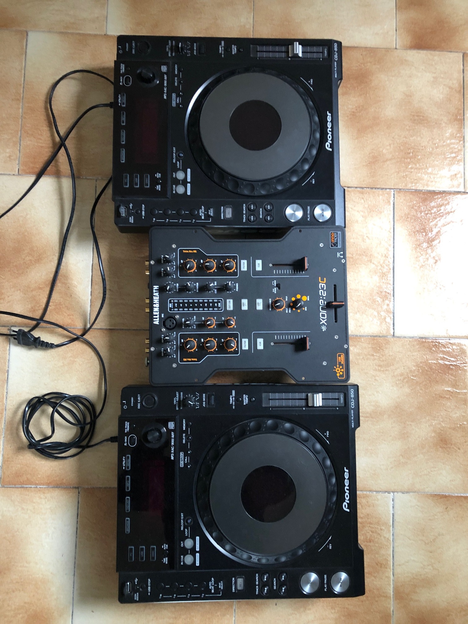 CDJ-850 - Pioneer CDJ-850 - Audiofanzine