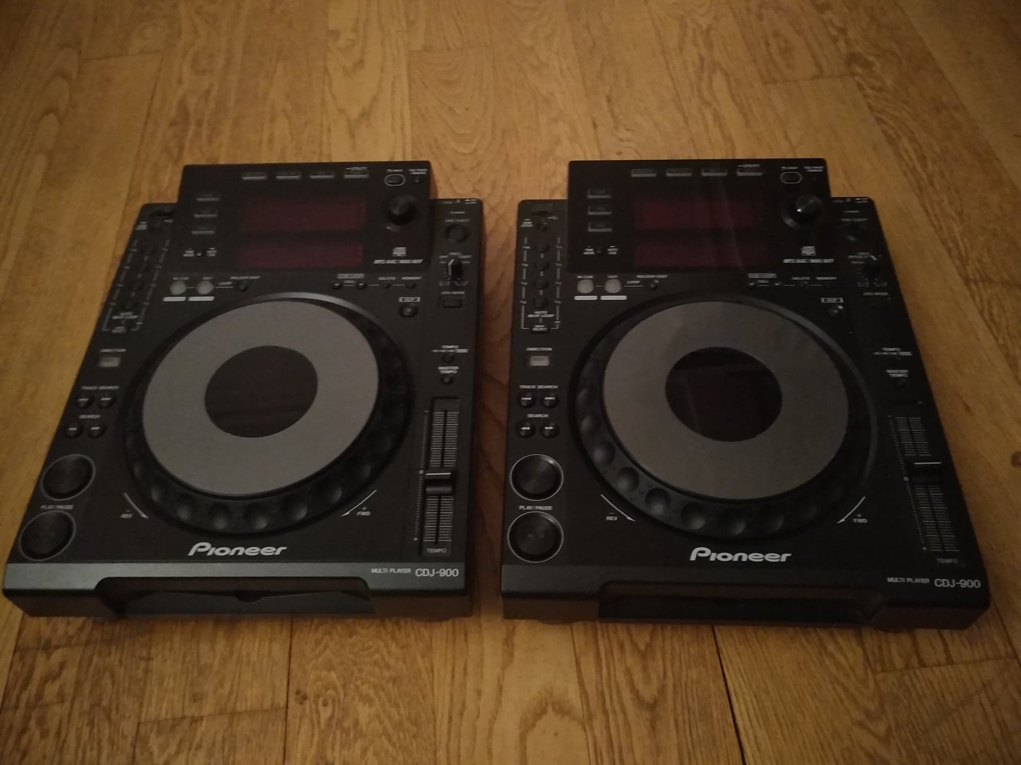 CDJ-900 - Pioneer CDJ-900 - Audiofanzine