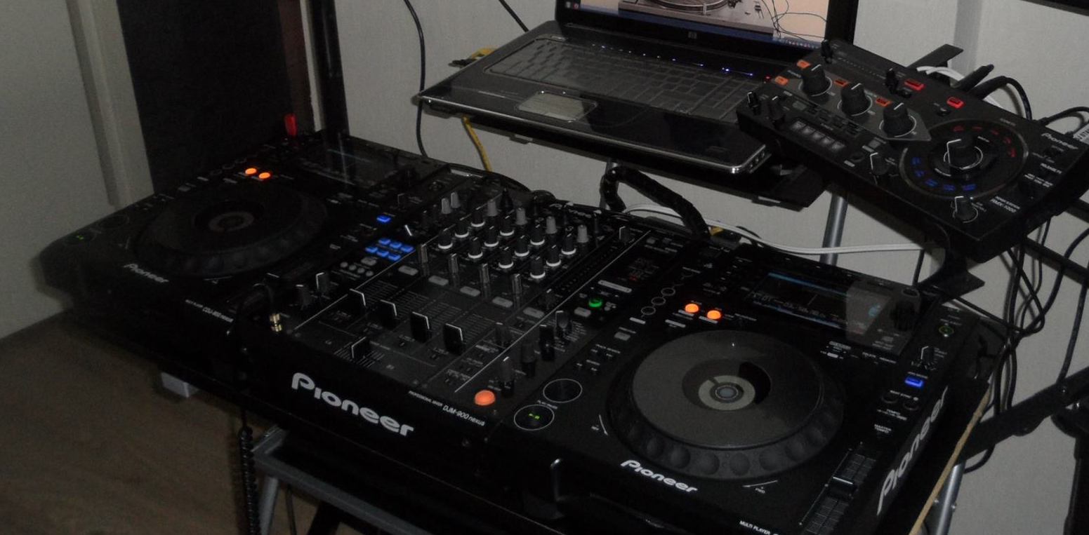 CDJ-900NXS - Pioneer CDJ-900NXS - Audiofanzine