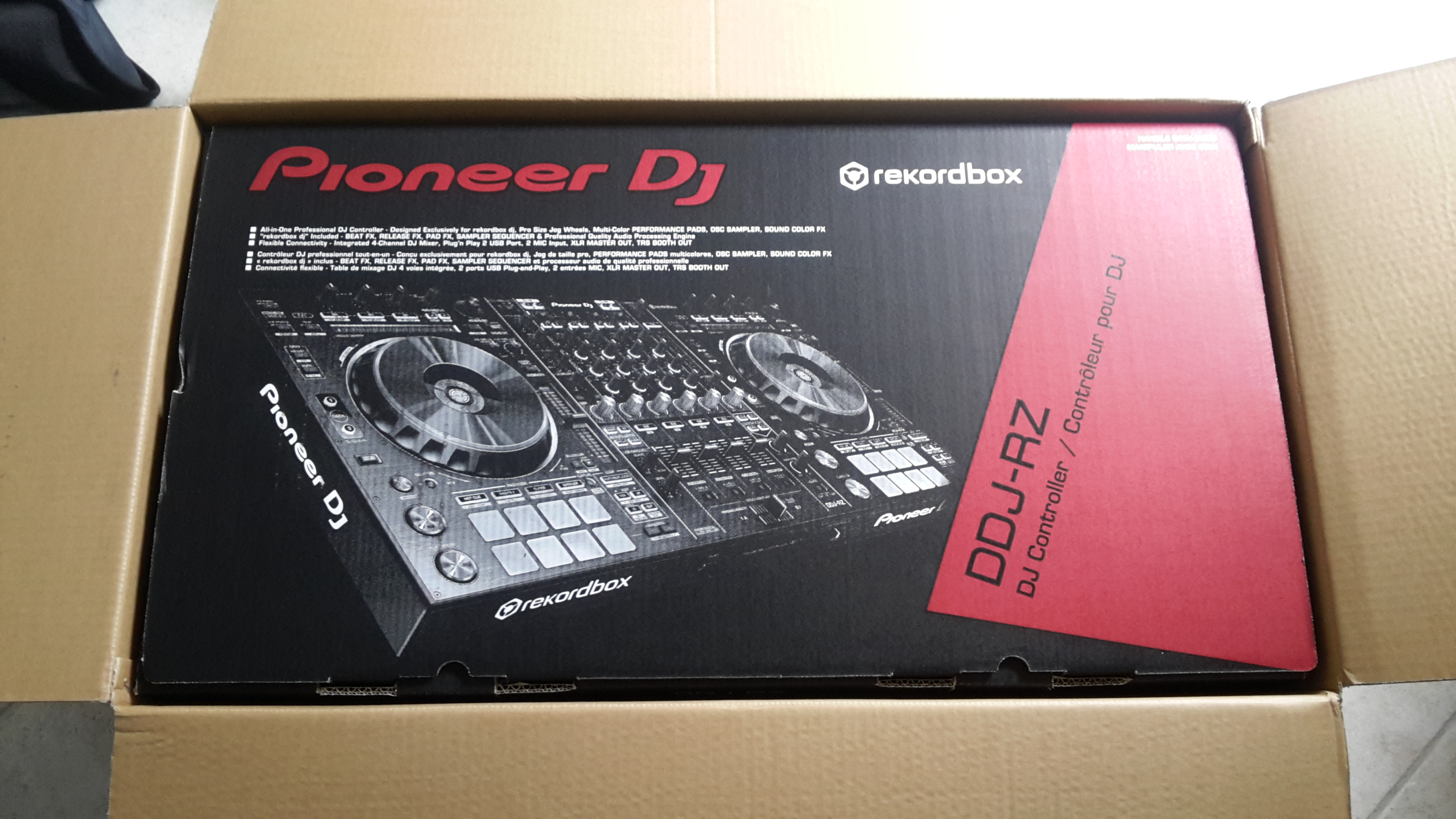 DDJ-RZ - Pioneer DDJ-RZ - Audiofanzine