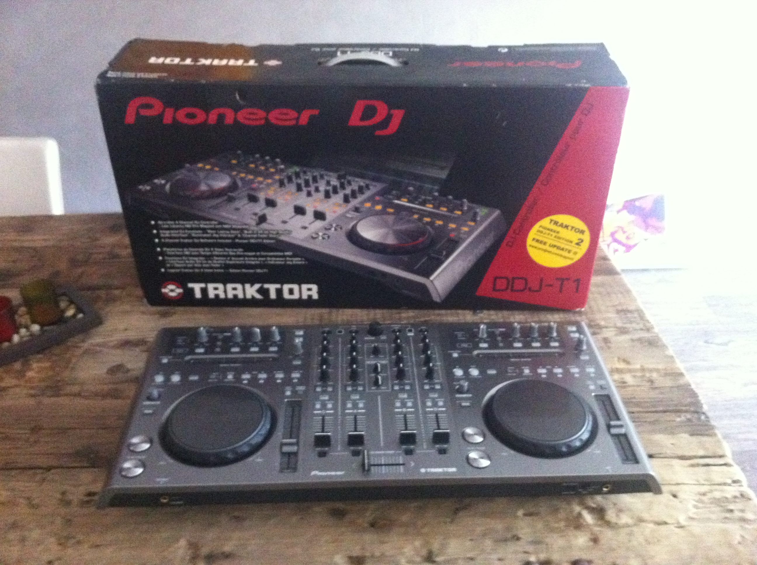 Pioneer DDJ-T1 image (#403528) - Audiofanzine