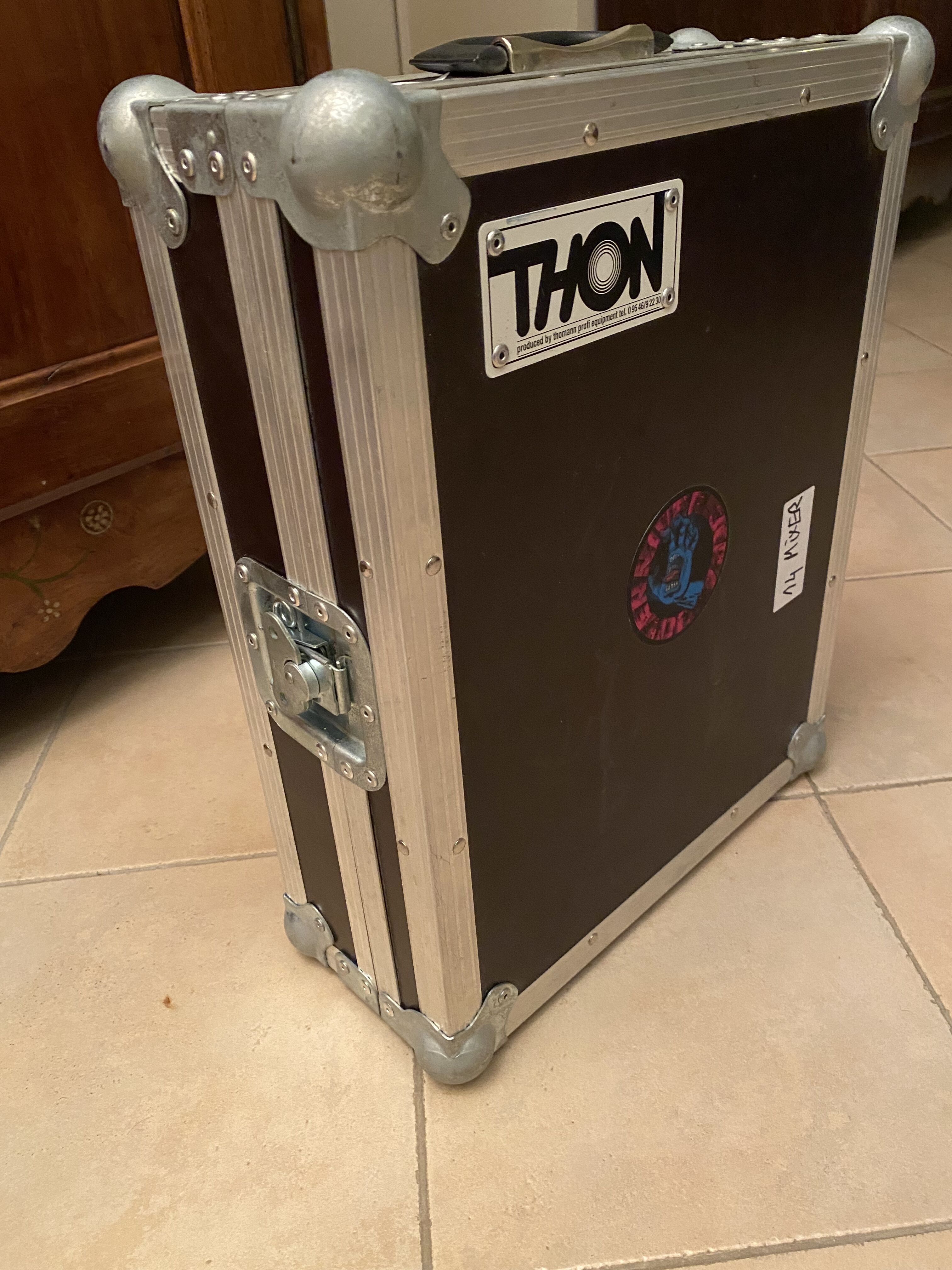 DJM-850 - Pioneer DJM-850 - Audiofanzine