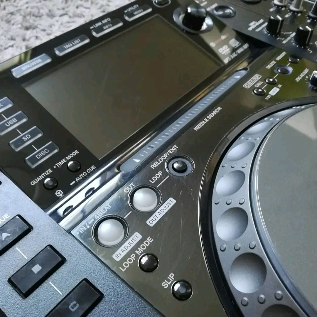 DJM-900NXS - Pioneer DJM-900NXS - Audiofanzine