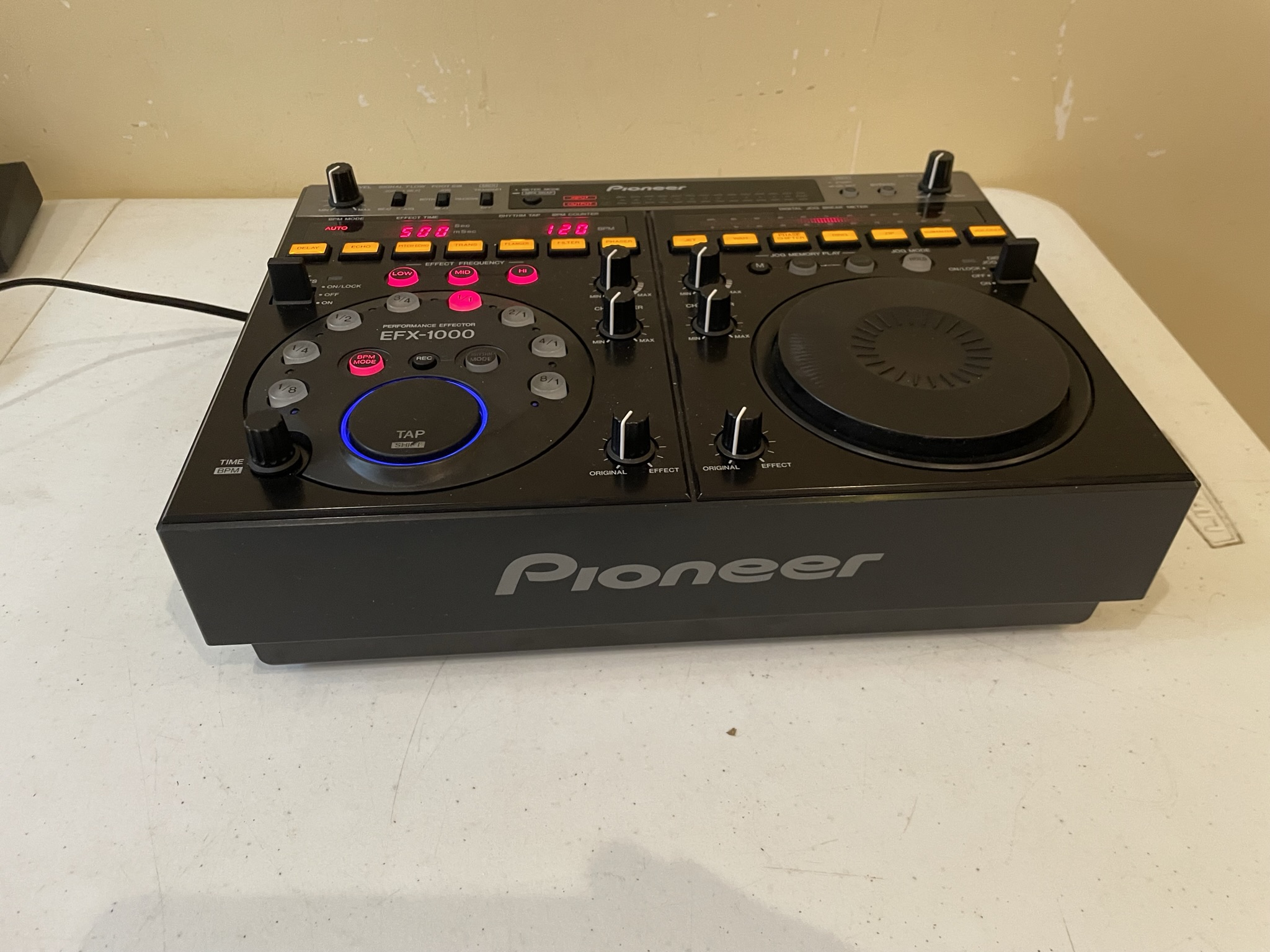 EFX-1000 - Pioneer EFX-1000 - Audiofanzine