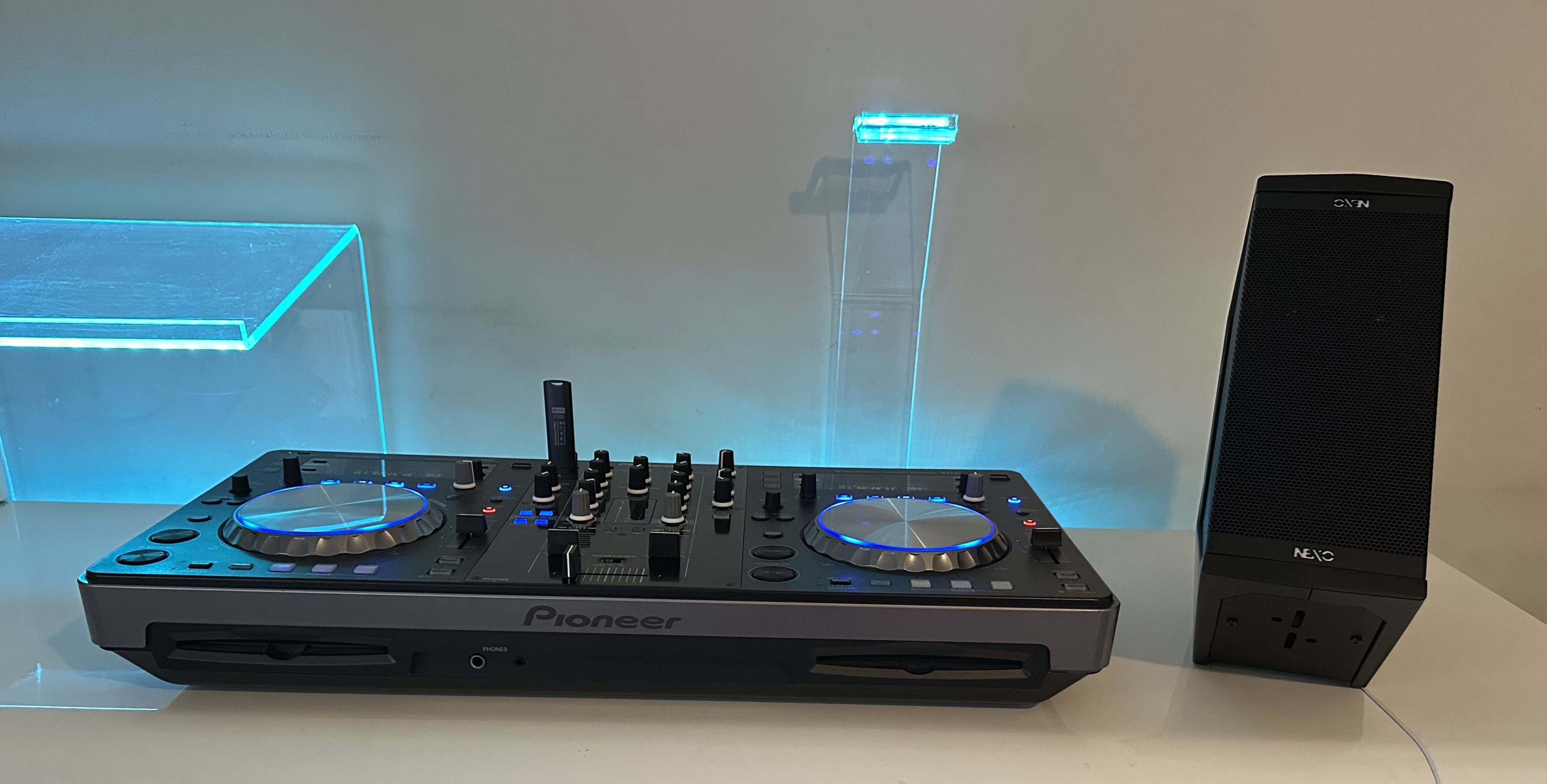 XDJ-R1 - Pioneer XDJ-R1 - Audiofanzine