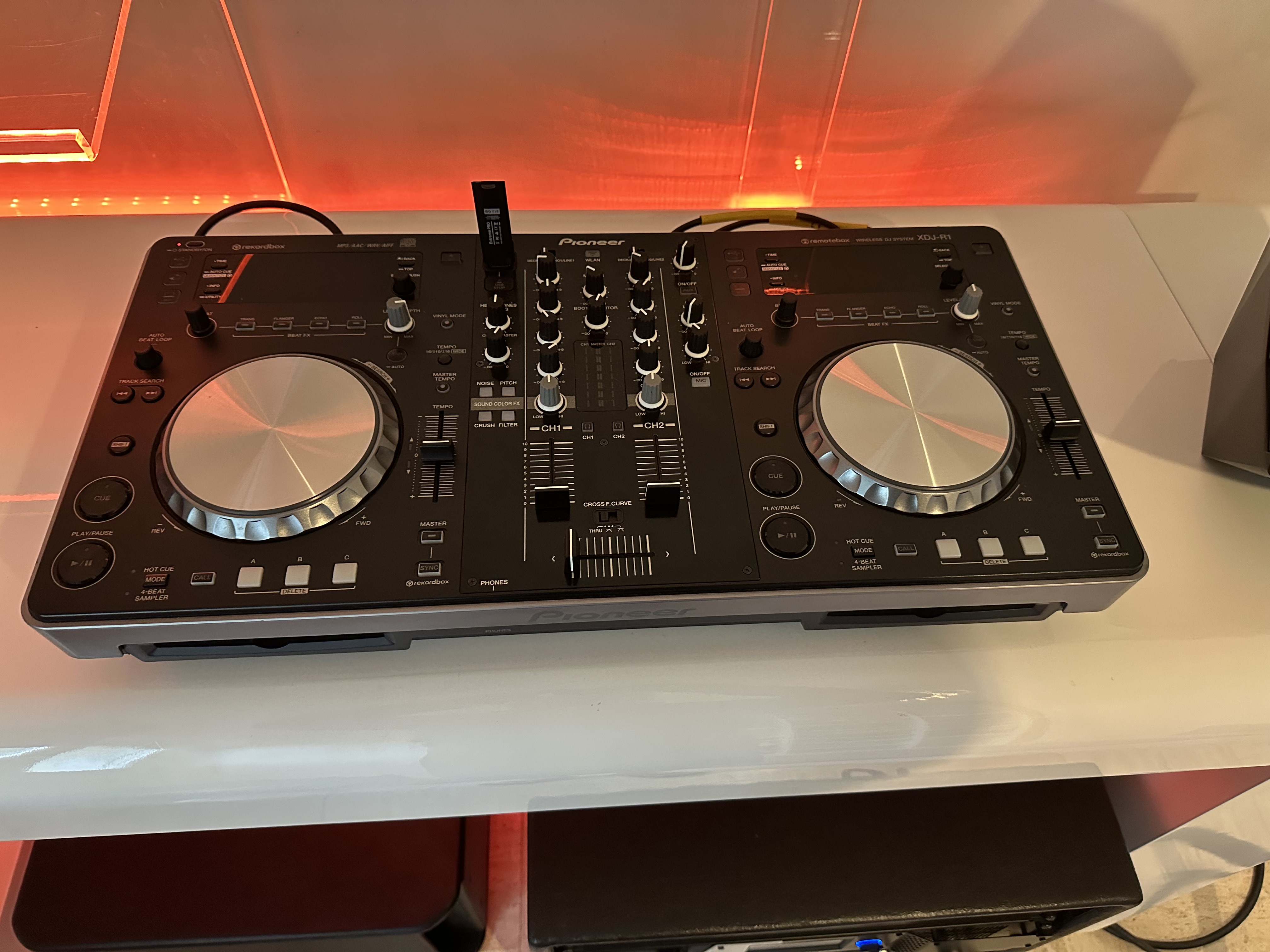 XDJ-R1 - Pioneer XDJ-R1 - Audiofanzine