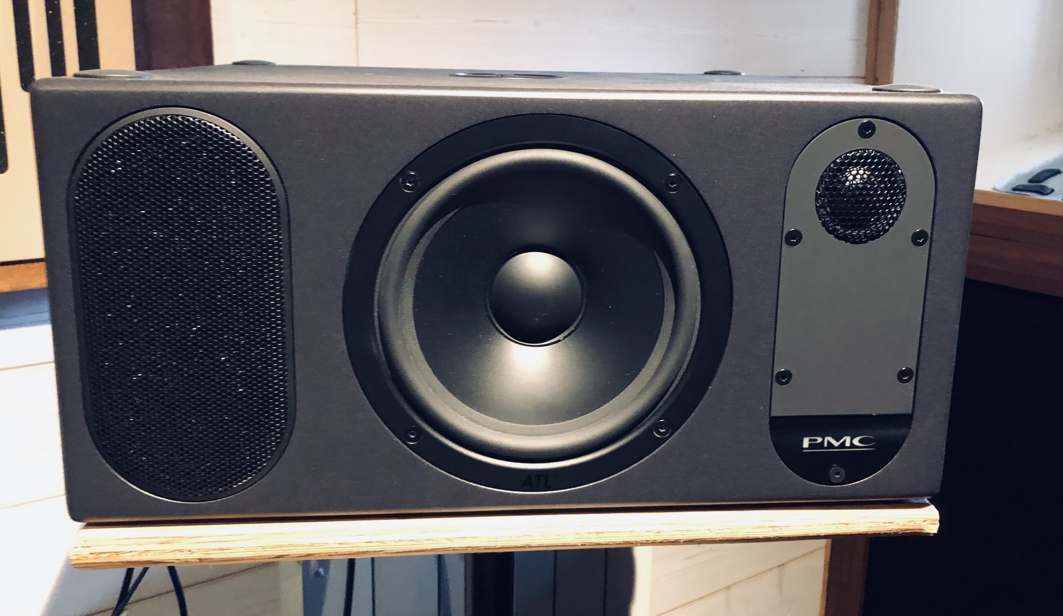 Twotwo.6 - Pmc Twotwo.6 - Audiofanzine