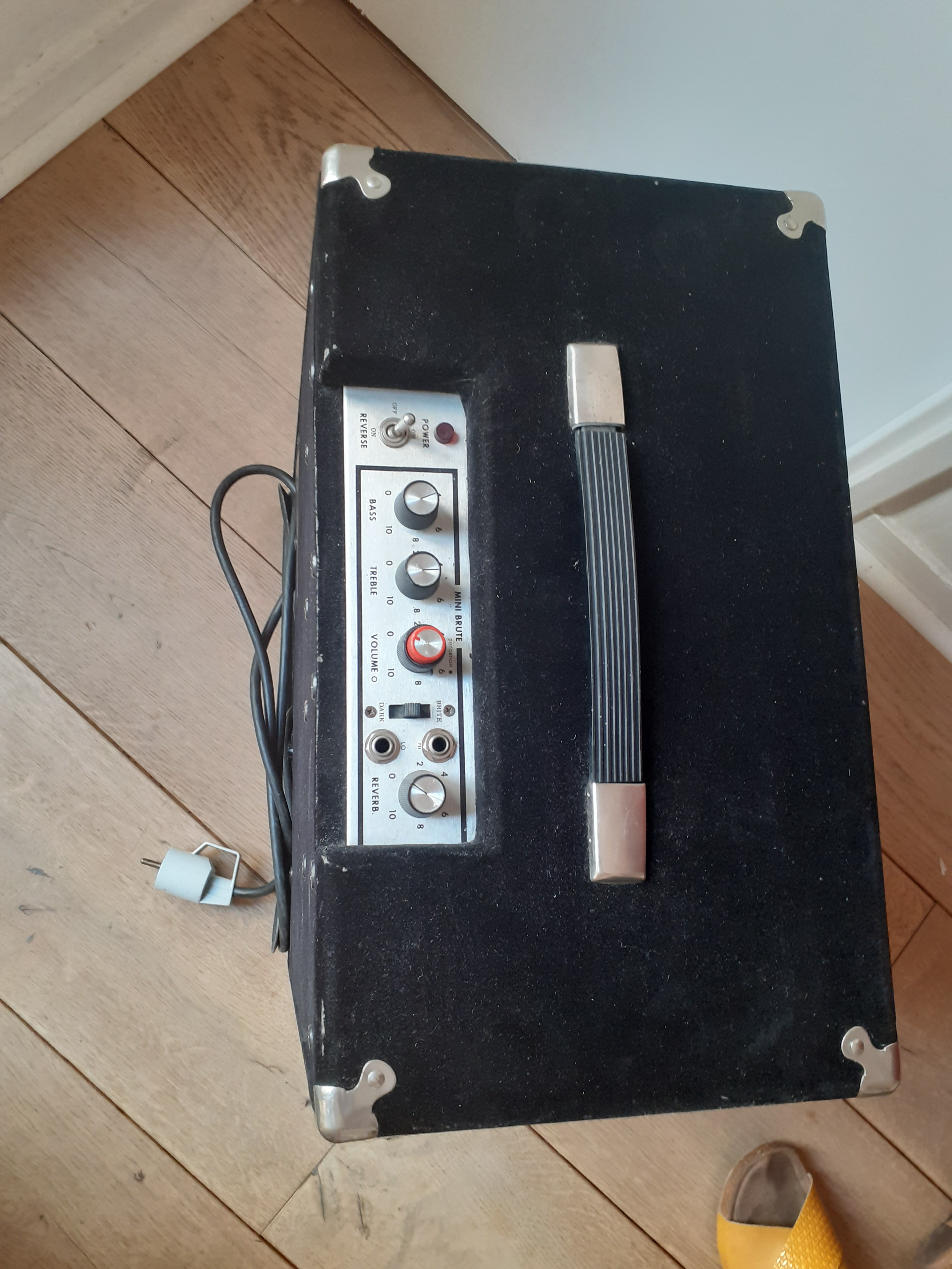 Mini Brute IV - Polytone Mini Brute IV - Audiofanzine