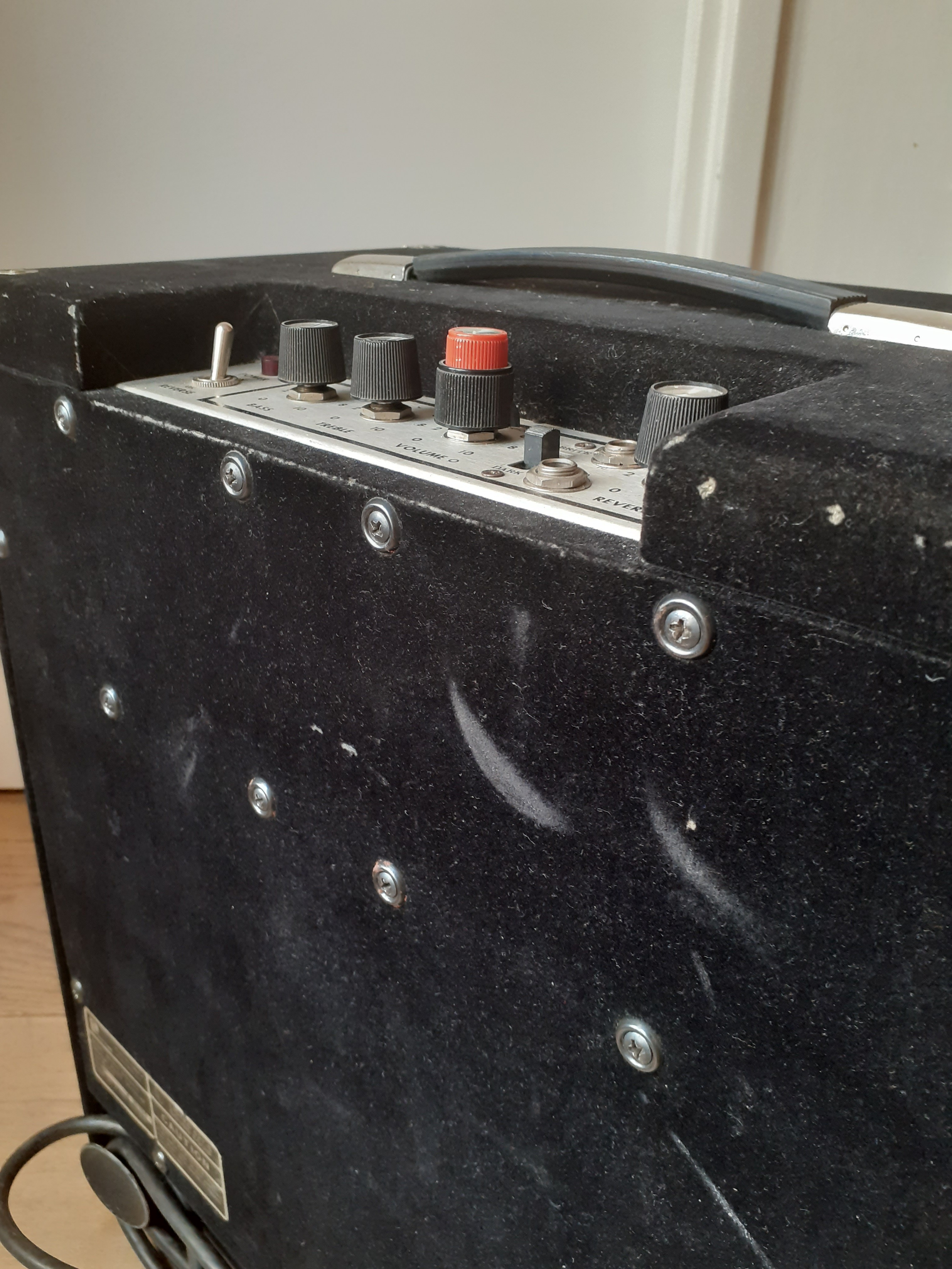 Mini Brute IV - Polytone Mini Brute IV - Audiofanzine