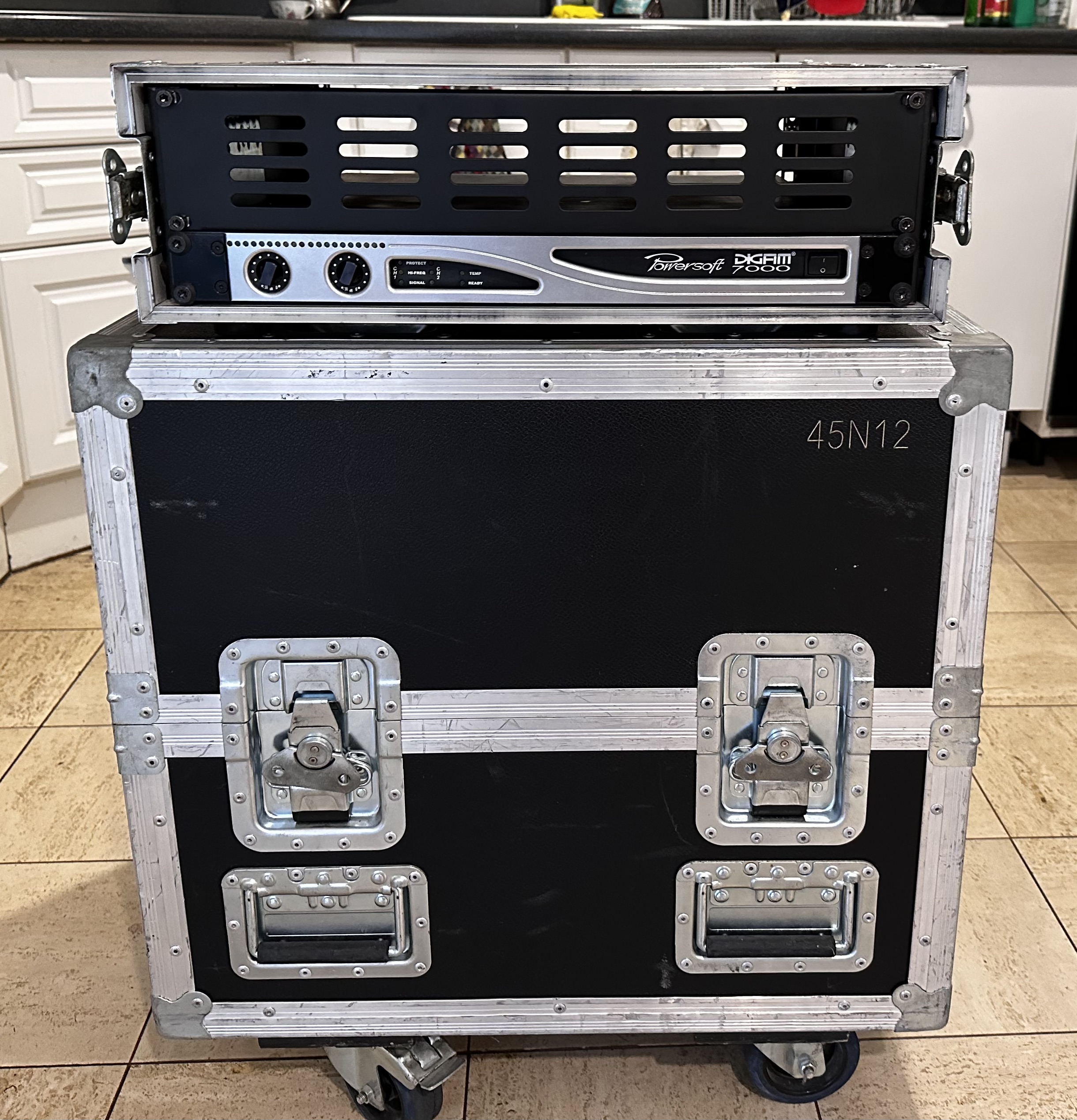 DIGAM 7000 - Powersoft DIGAM 7000 - Audiofanzine