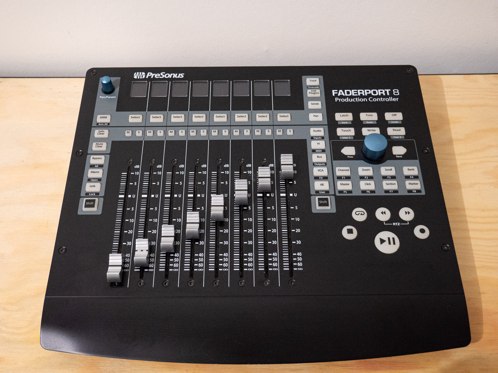 Faderport 8 - PreSonus Faderport 8 - Audiofanzine