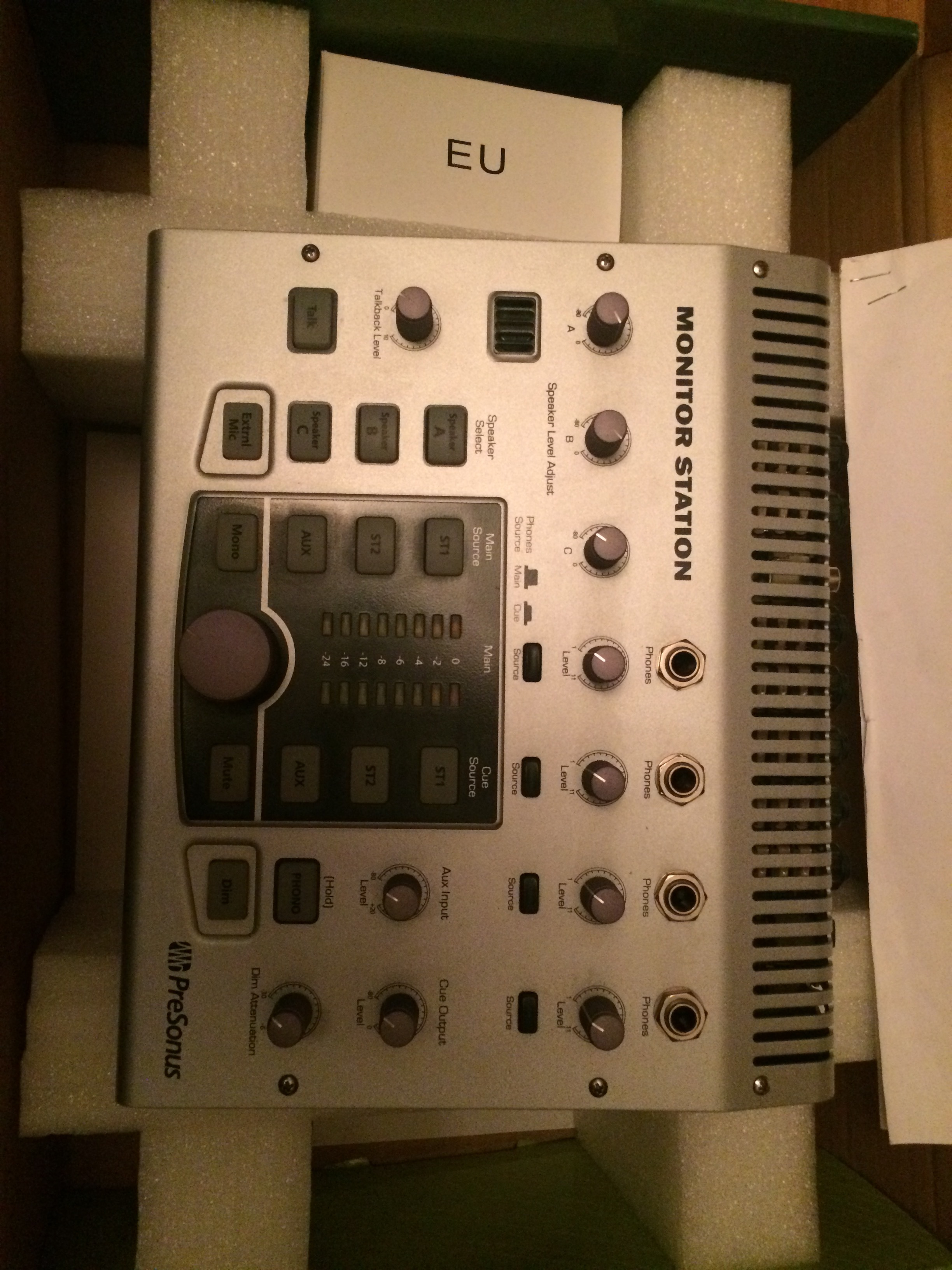 MONITOR STATION - PreSonus Monitor Station - Audiofanzine