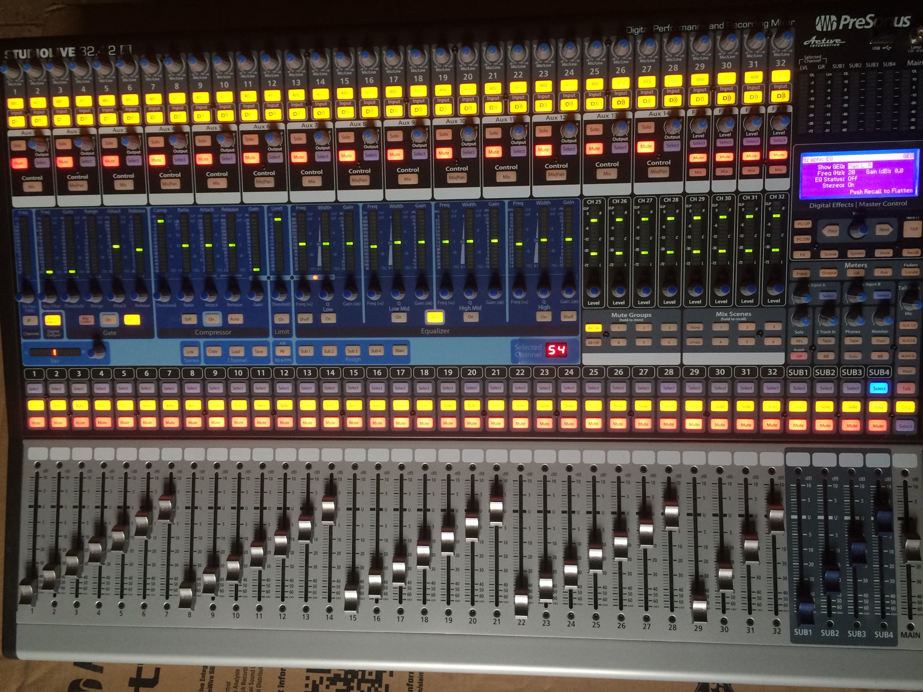 STUDIOLIVE 32.4.2AI - PreSonus StudioLive 32.4.2AI - Audiofanzine