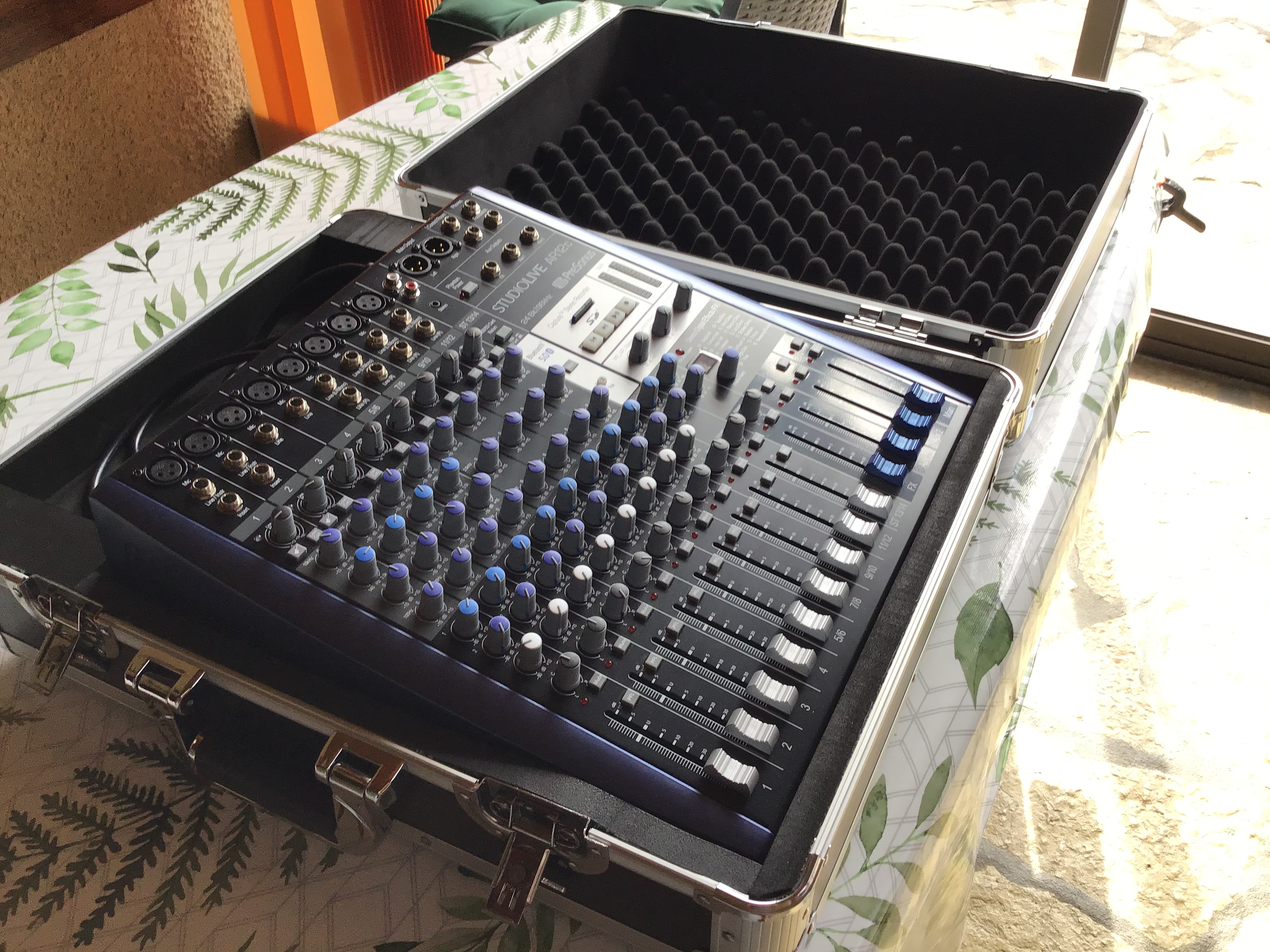 StudioLive AR12c - PreSonus StudioLive AR12c - Audiofanzine