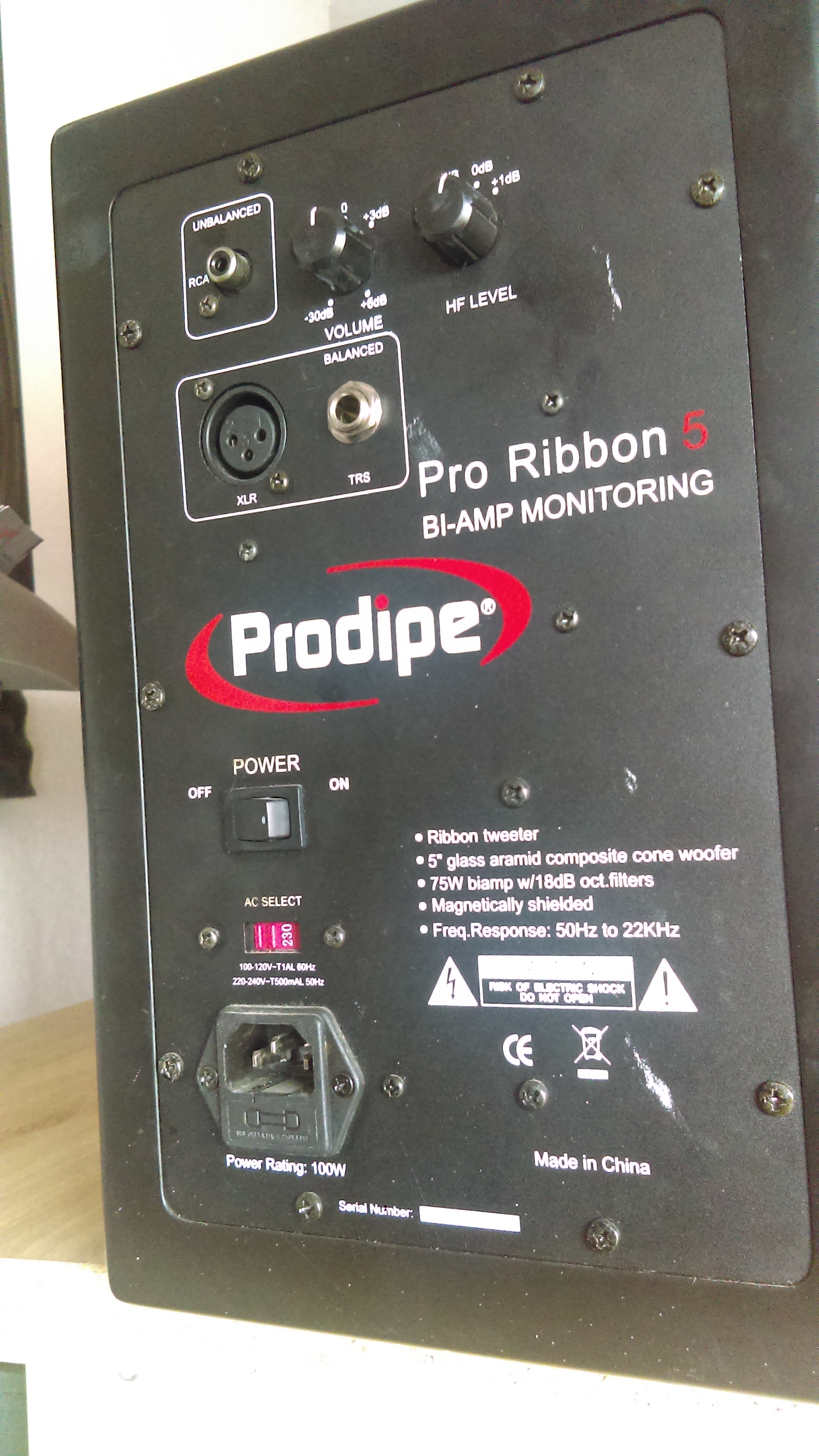 PRO RIBBON 5 - Prodipe Pro Ribbon 5 - Audiofanzine