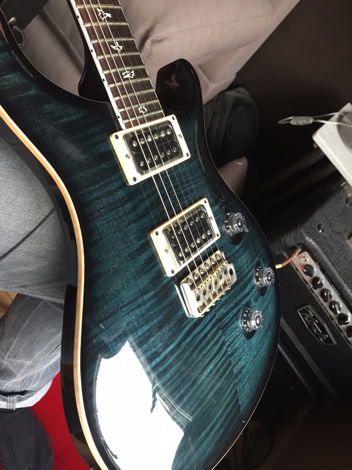 CUSTOM 24 25TH ANNIVERSARY - PRS Custom 24 25th Anniversary - Audiofanzine