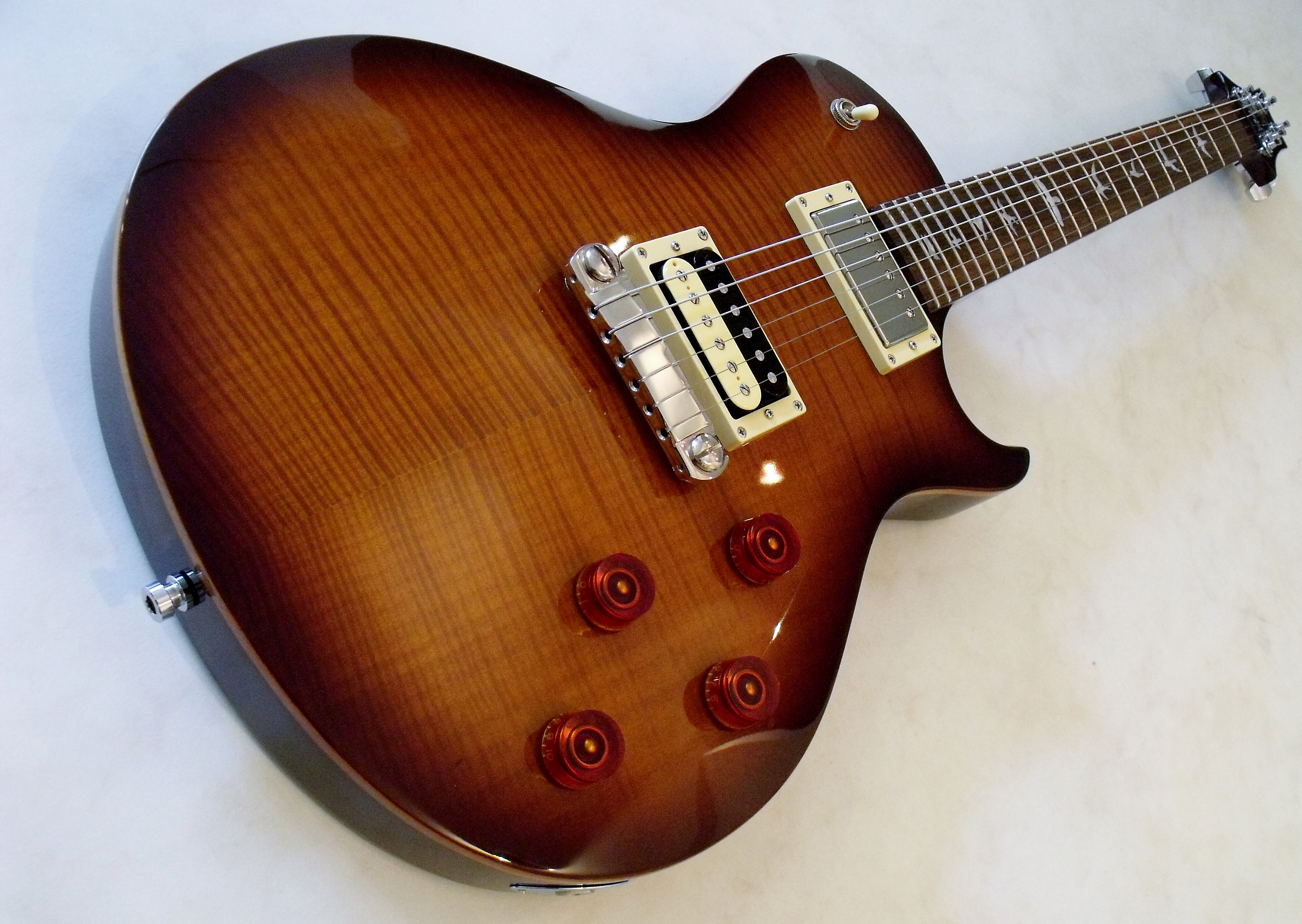 SE 245 - TOBACCO SUNBURST - PRS SE 245 - Tobacco Sunburst - Audiofanzine