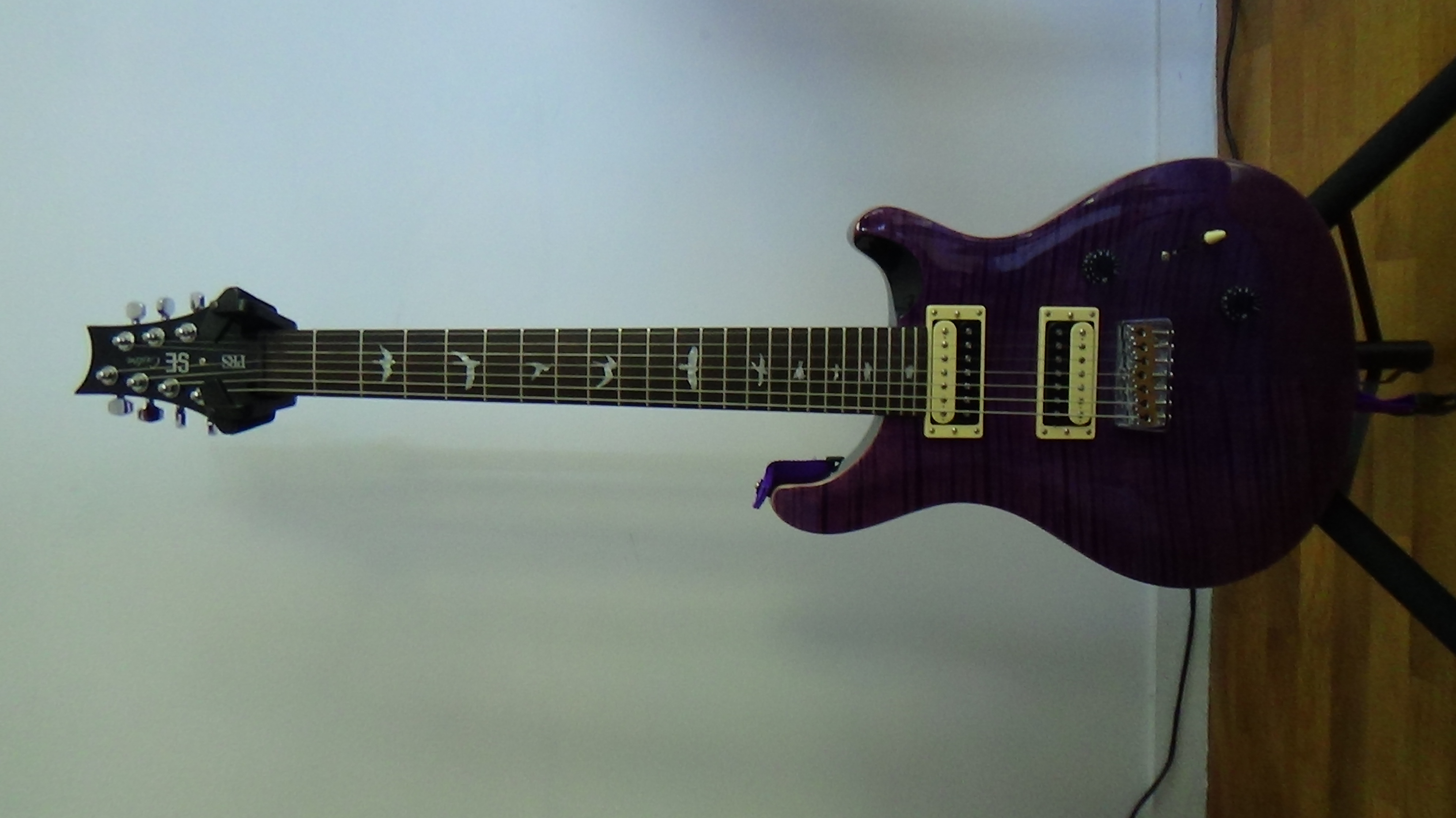 SE Custom 24 7-String - Amethyst PRS - Audiofanzine
