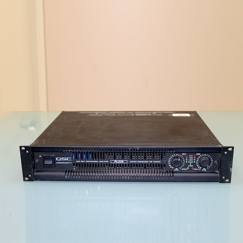 PL236 - QSC PL236 - Audiofanzine