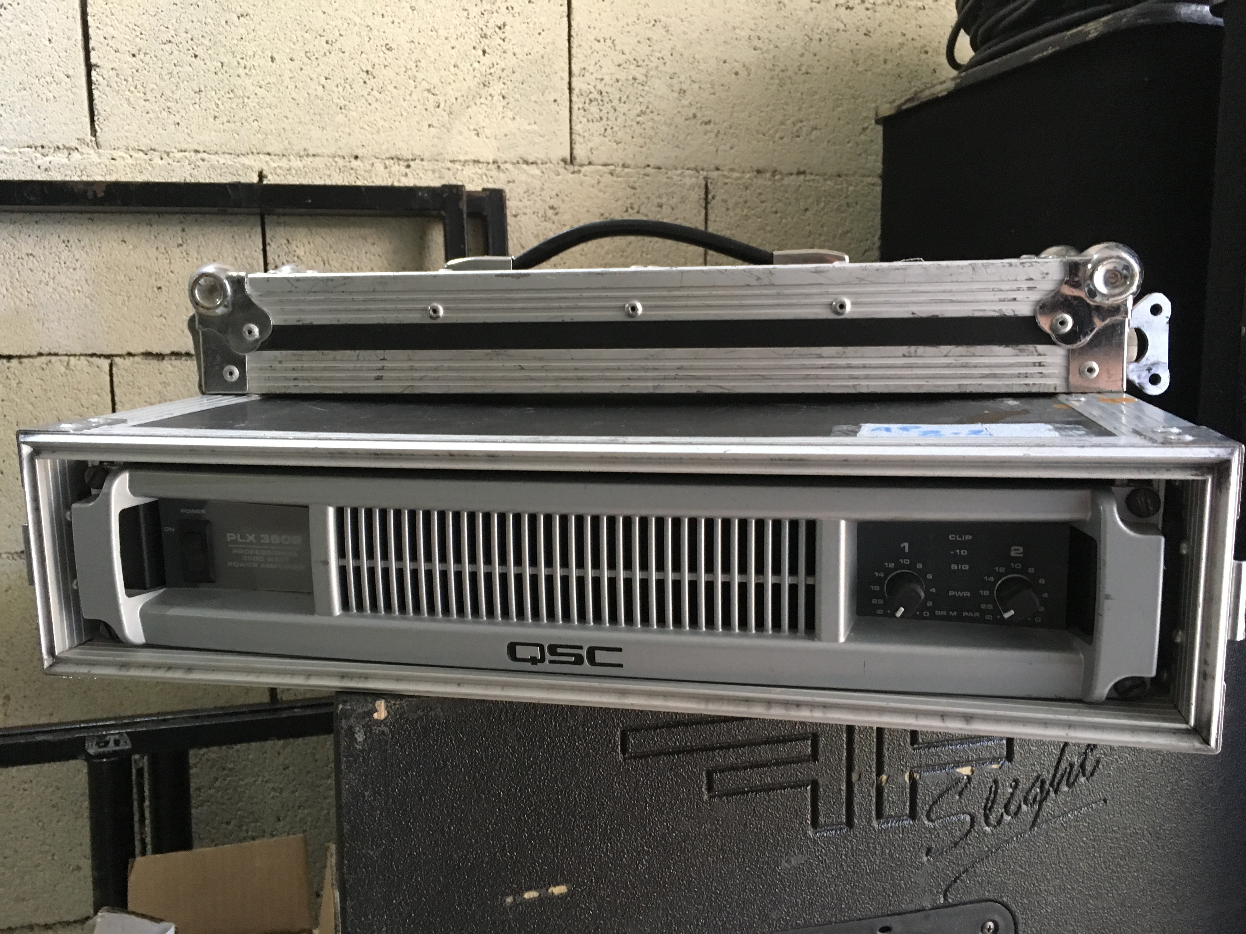 PLX3602 - QSC PLX3602 - Audiofanzine