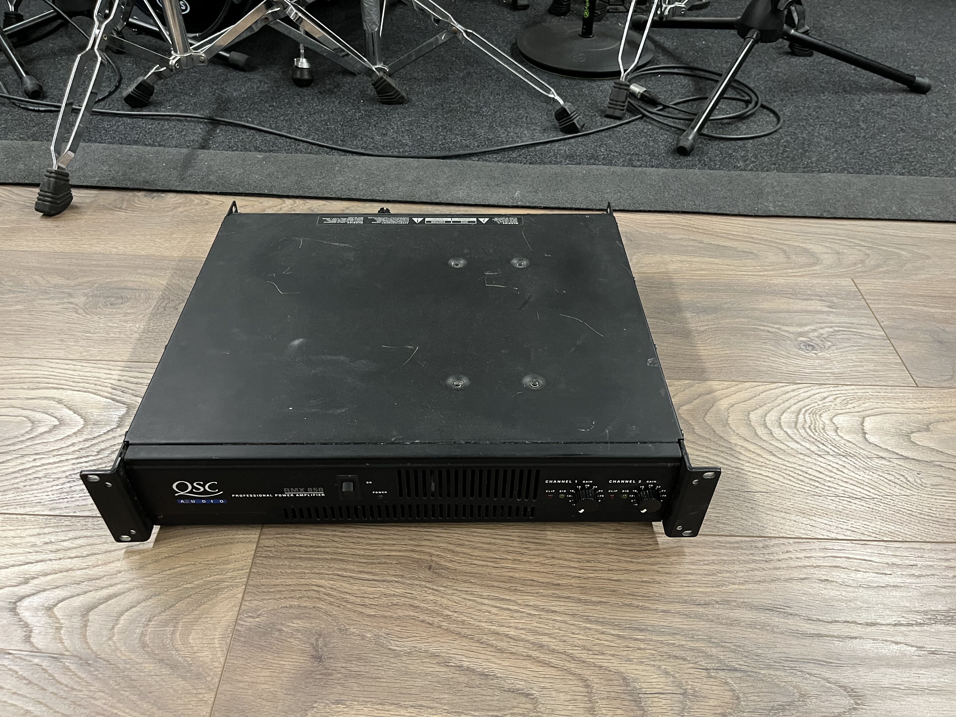 RMX 850 - QSC RMX 850 - Audiofanzine