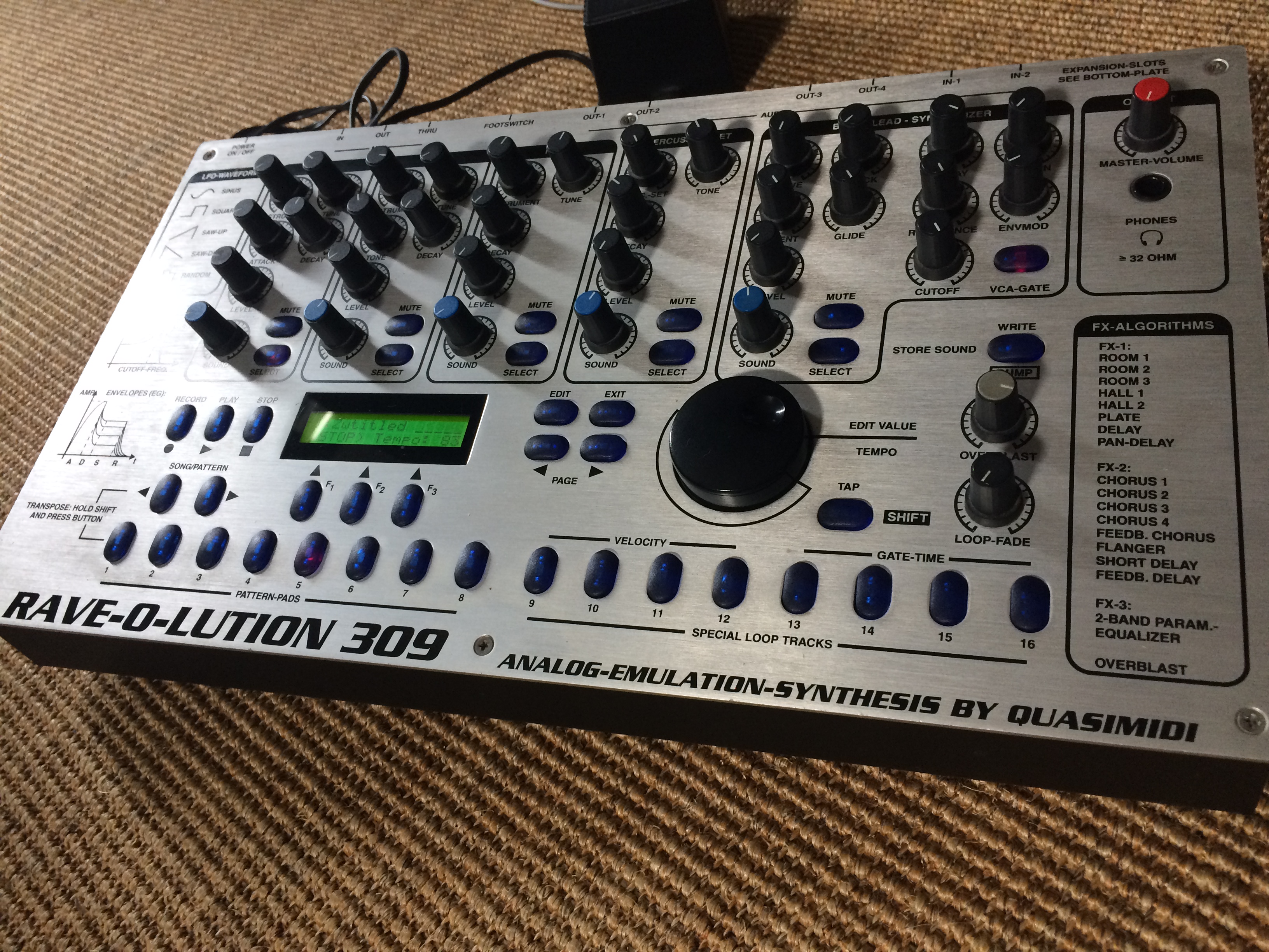 RAVE-O-LUTION 309 - Quasimidi Rave-O-Lution 309 - Audiofanzine