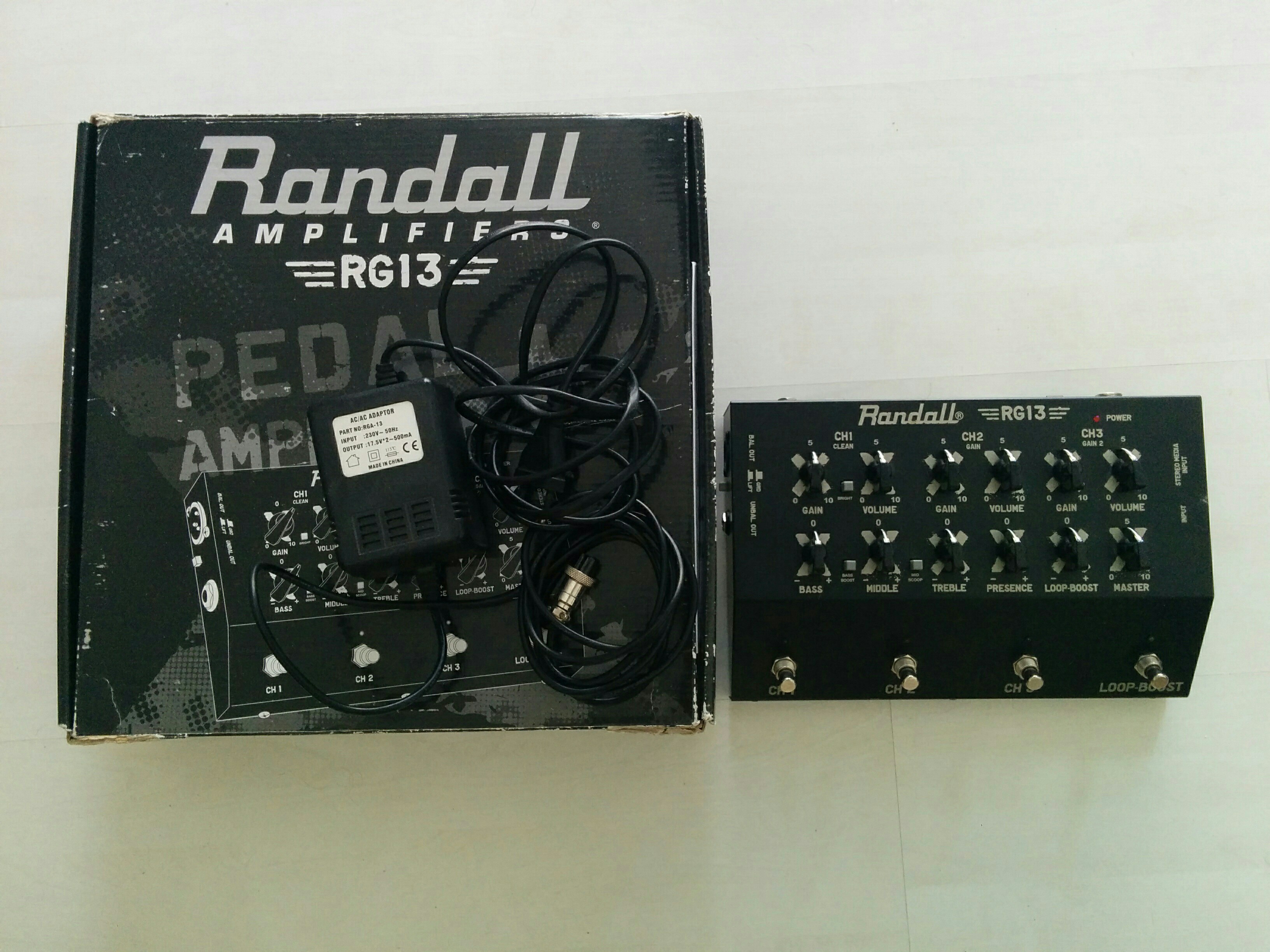 RG13 - Randall RG13 - Audiofanzine
