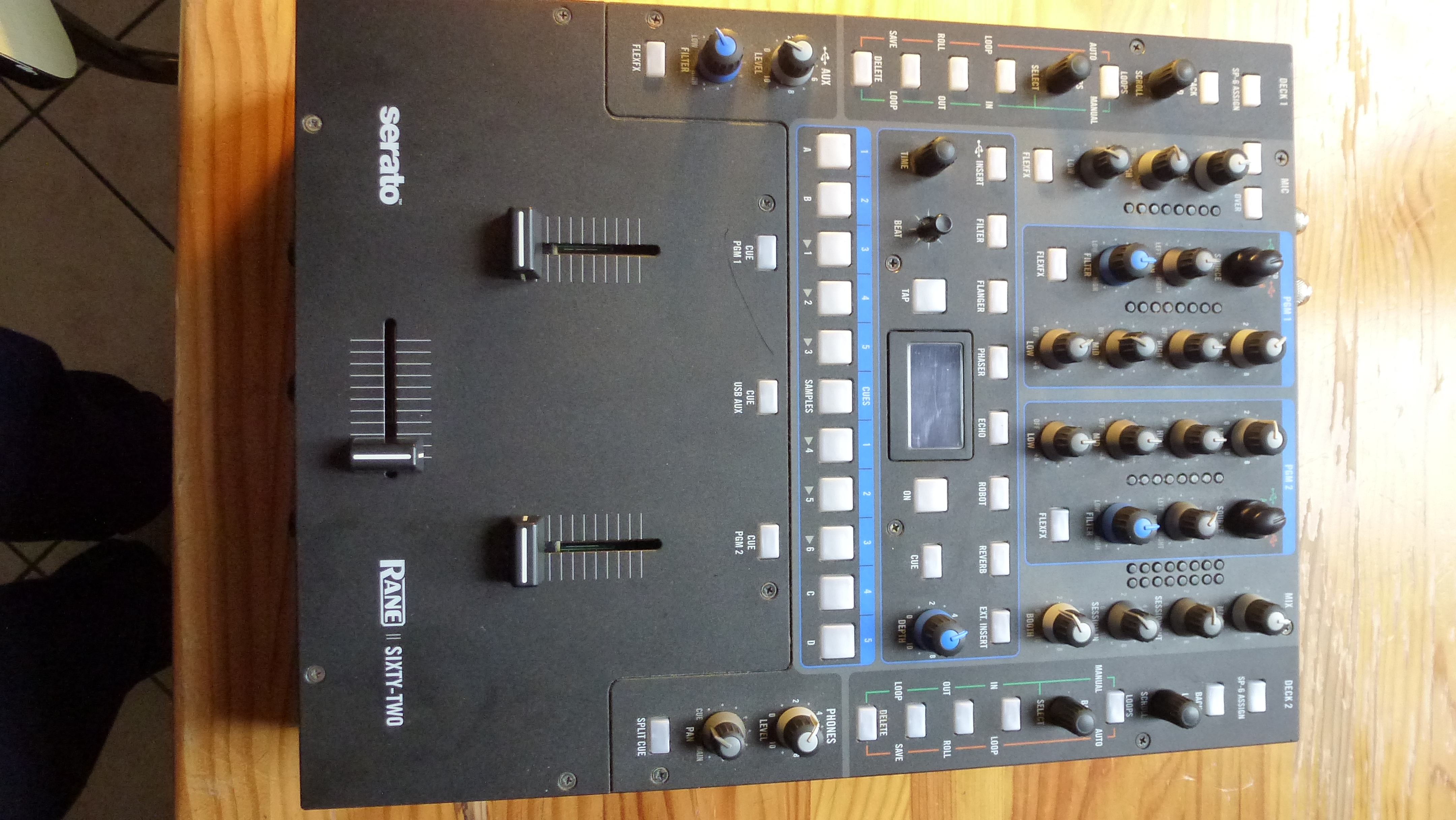 SIXTY-TWO - Rane Sixty-Two - Audiofanzine